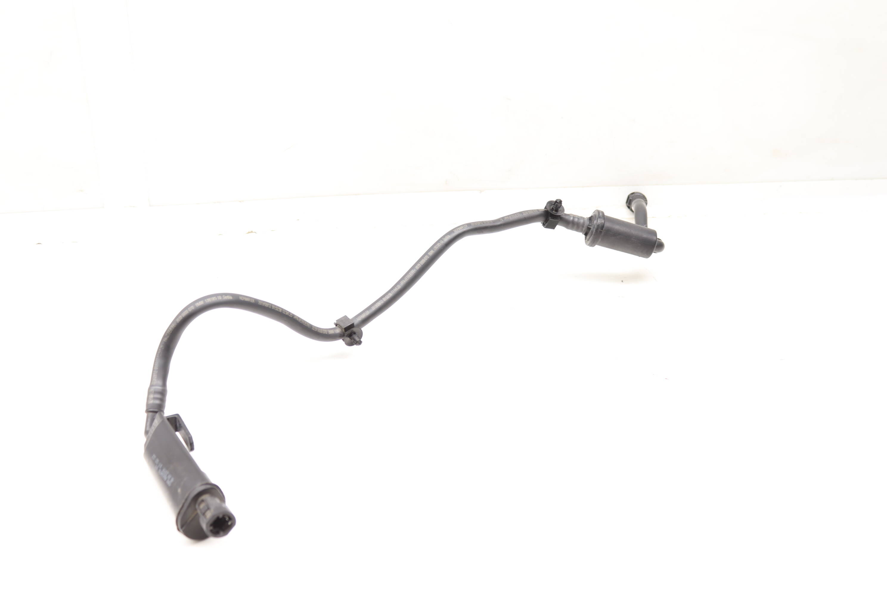 BMW Fuel Tank Breather Hose / Line 13908663476