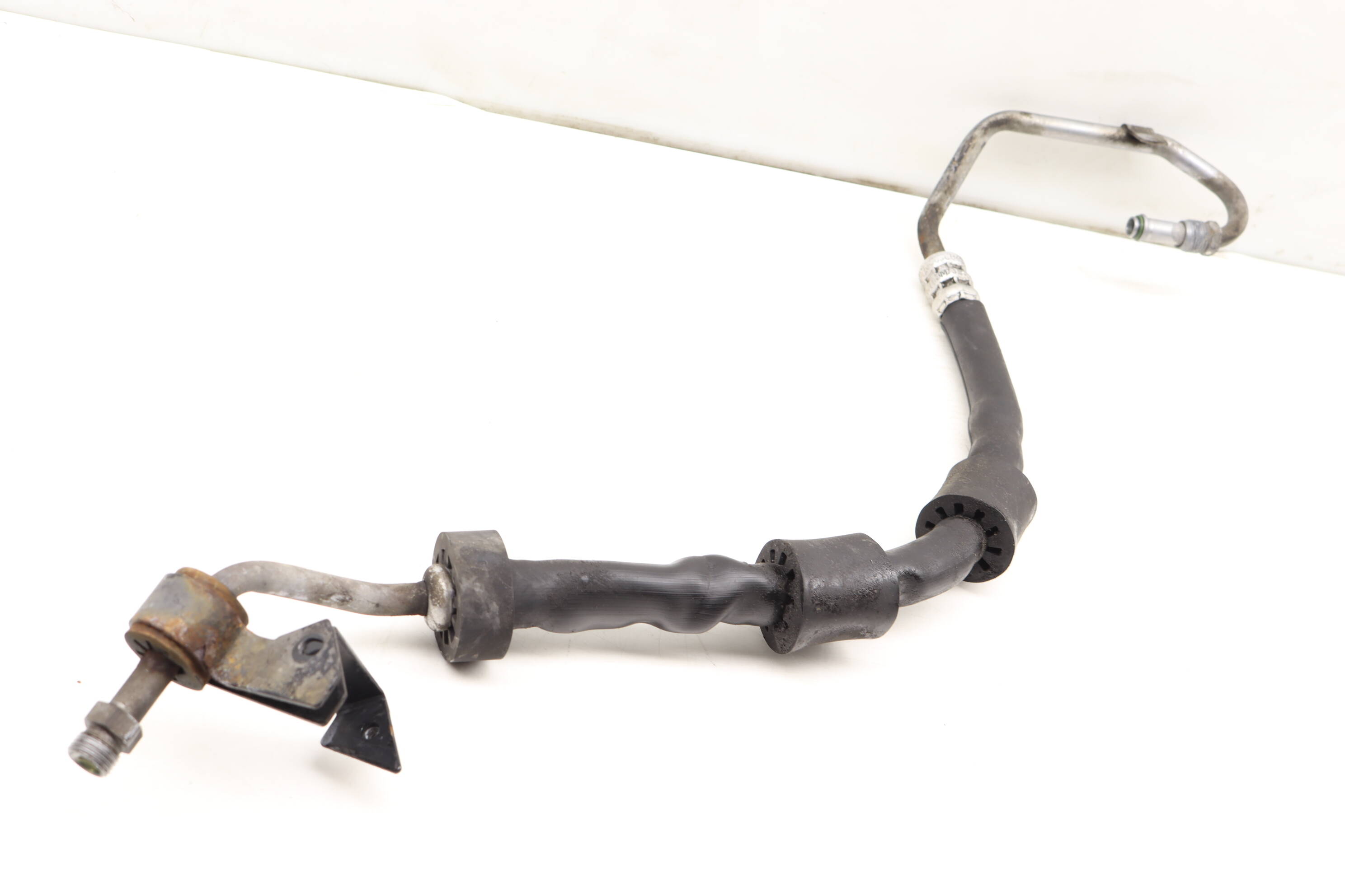 Porsche Power Steering Suction Hose / Line / Pipe 7P0422881B