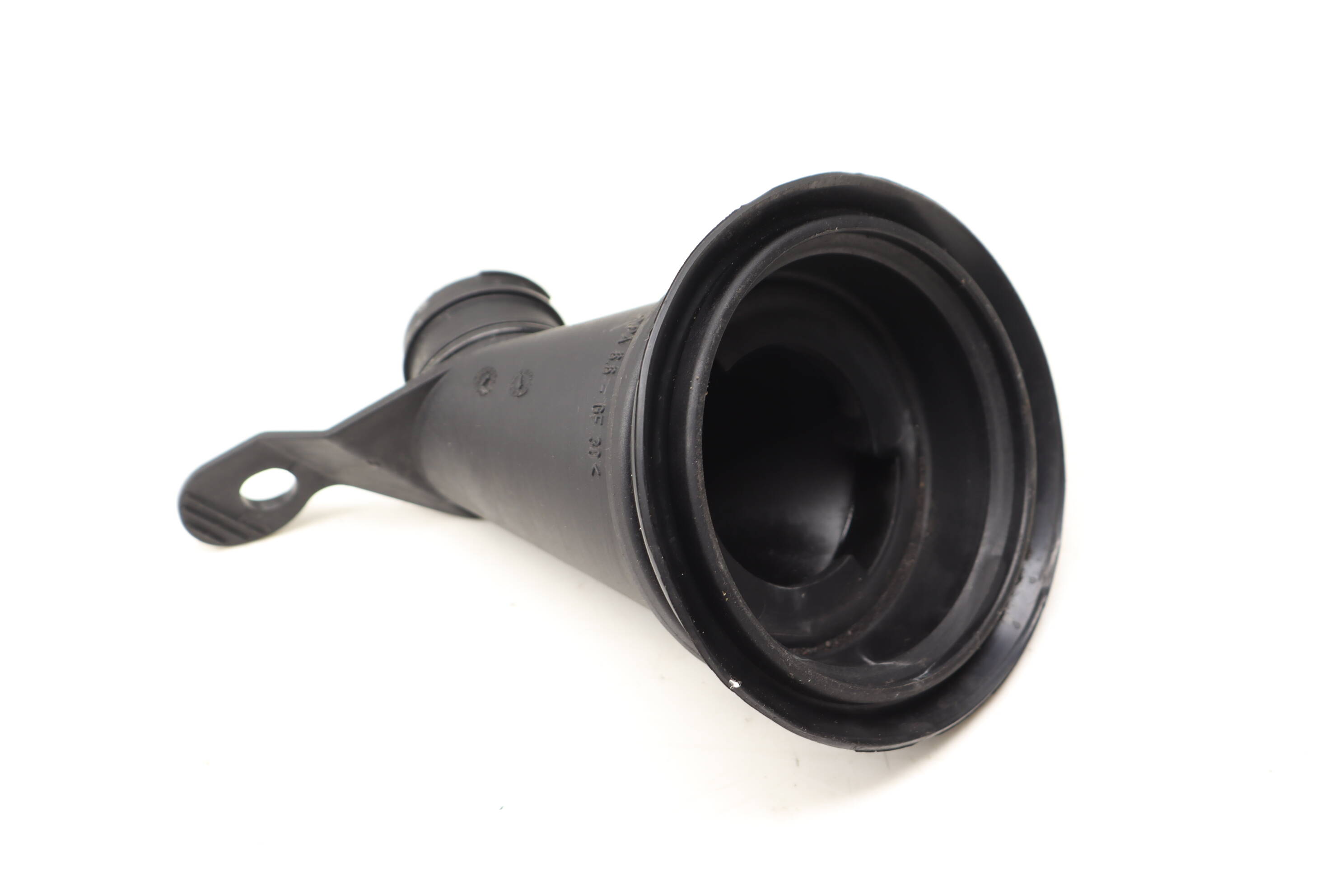 Audi Engine Oil Filter Housing / Adapter (Q7) 059115397AG