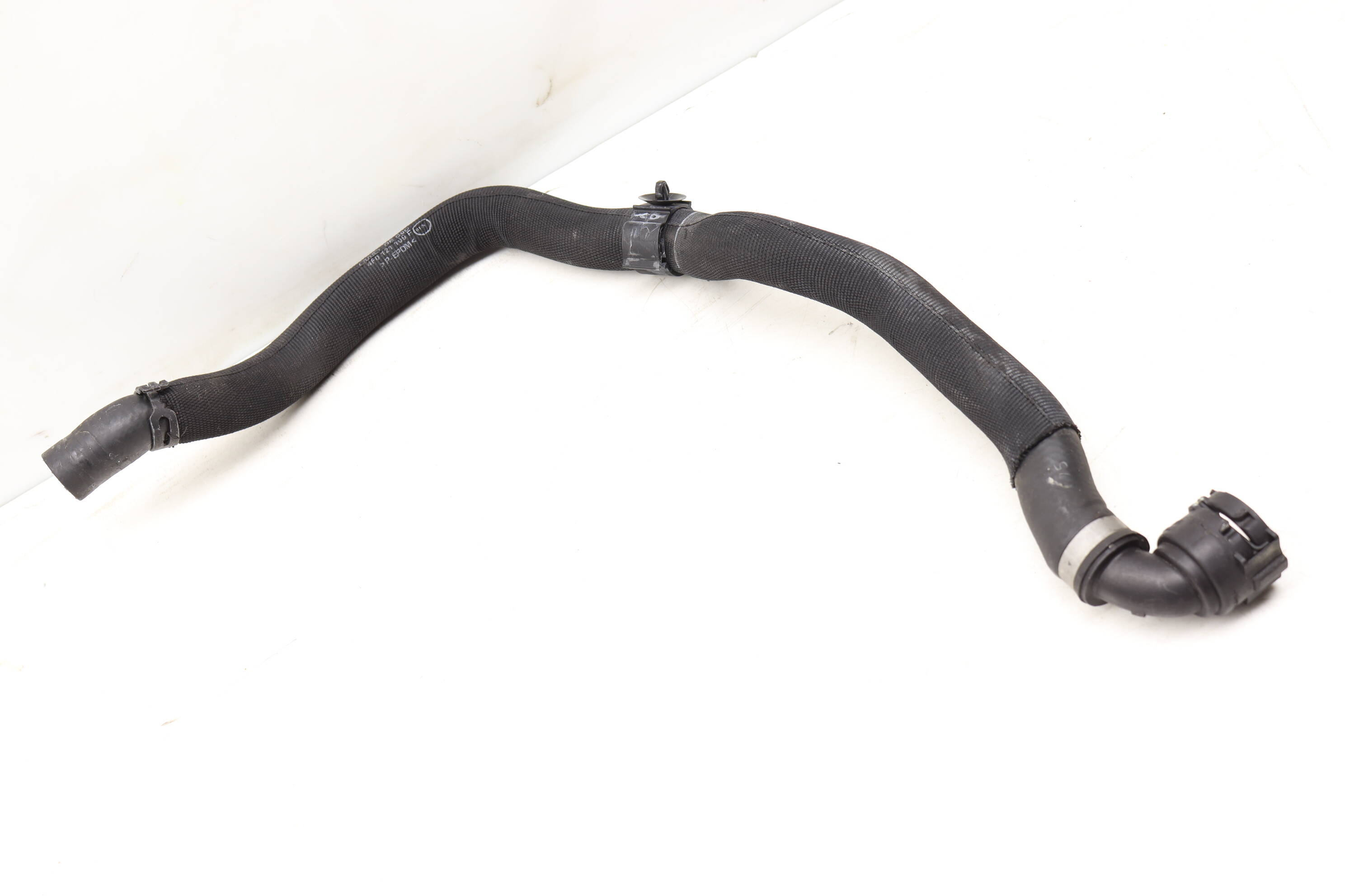 Audi Lower Radiator Coolant Hose / Line 4F0121109F