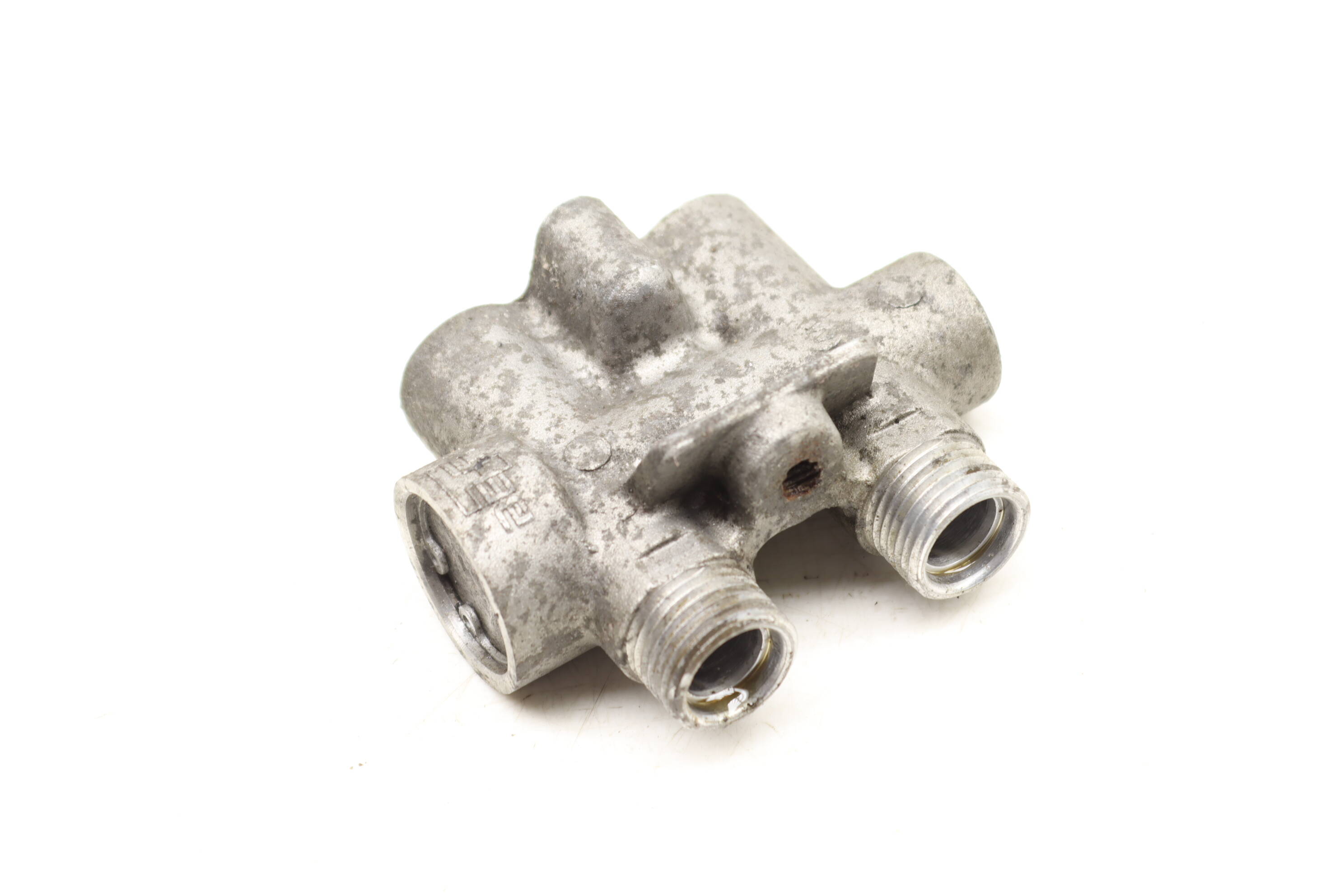 Audi Transmission Oil Cooler Temp Valve / Thermostat 7L0317027A