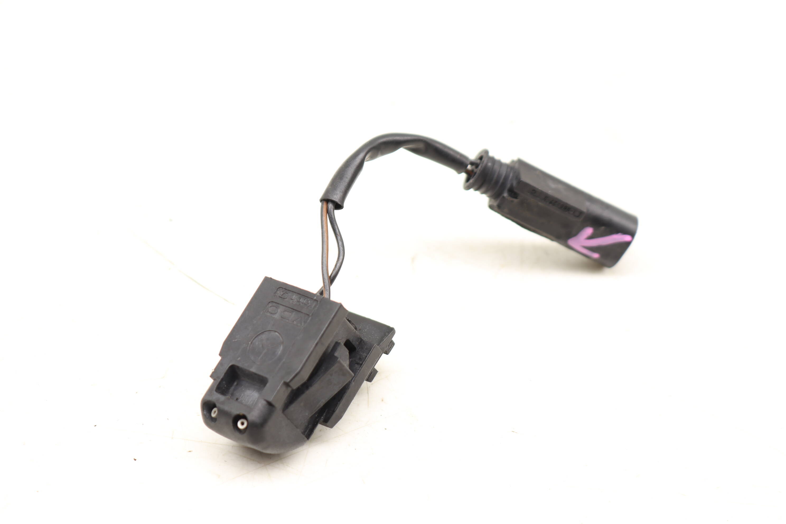 Mercedes-Benz Windshield Washer Sprayer Jet / Nozzle 2308600347