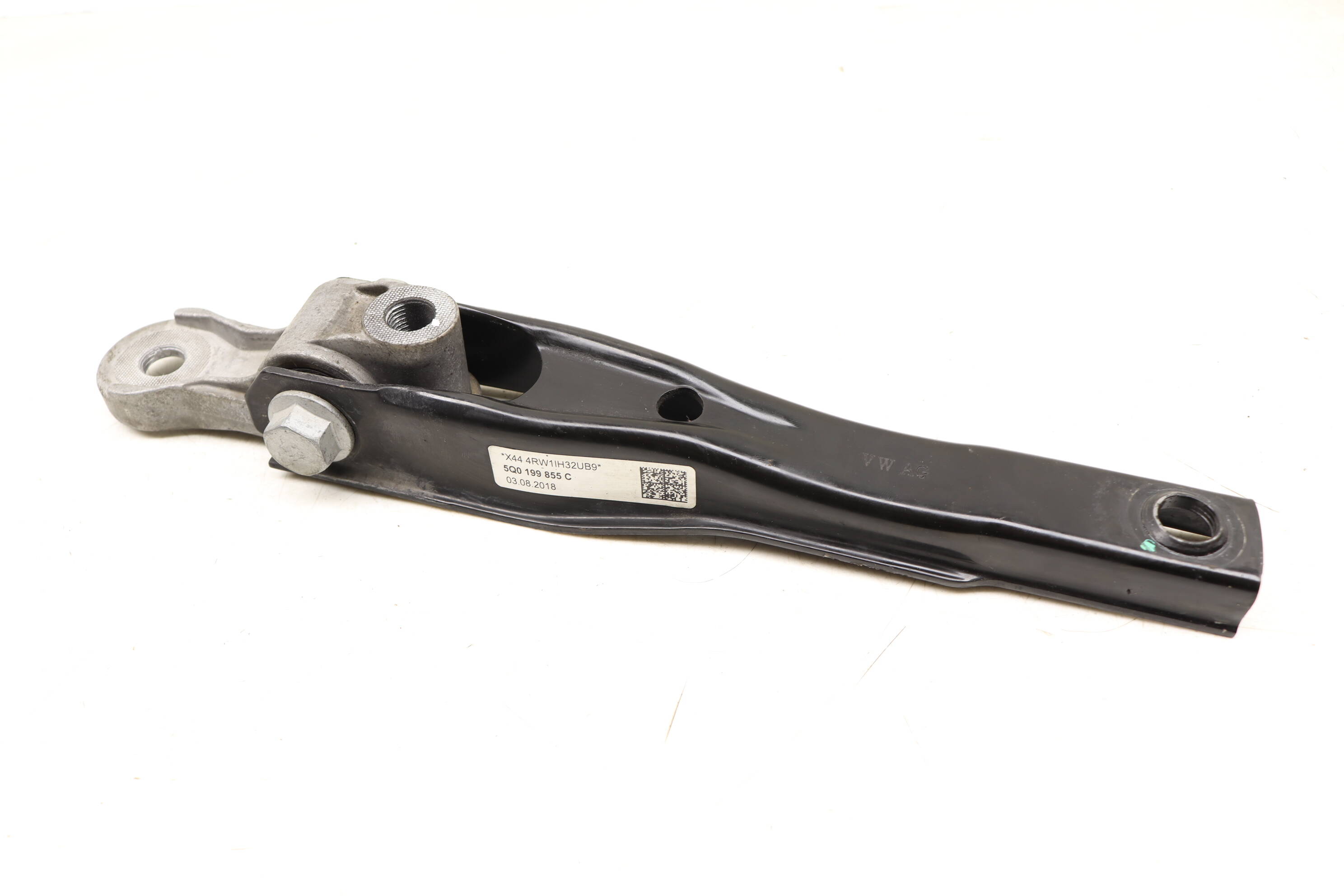 VW Engine / Transmission Mount Bracket (Dogbone) 5Q0199855C
