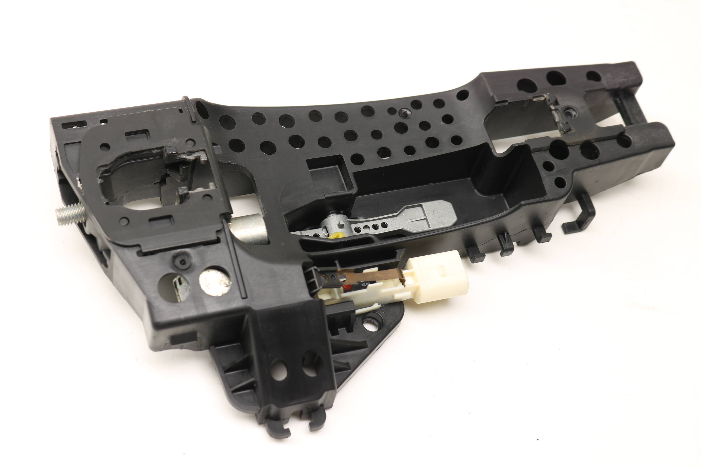 Audi Right Exterior Door Handle Bracket 8T0837886B