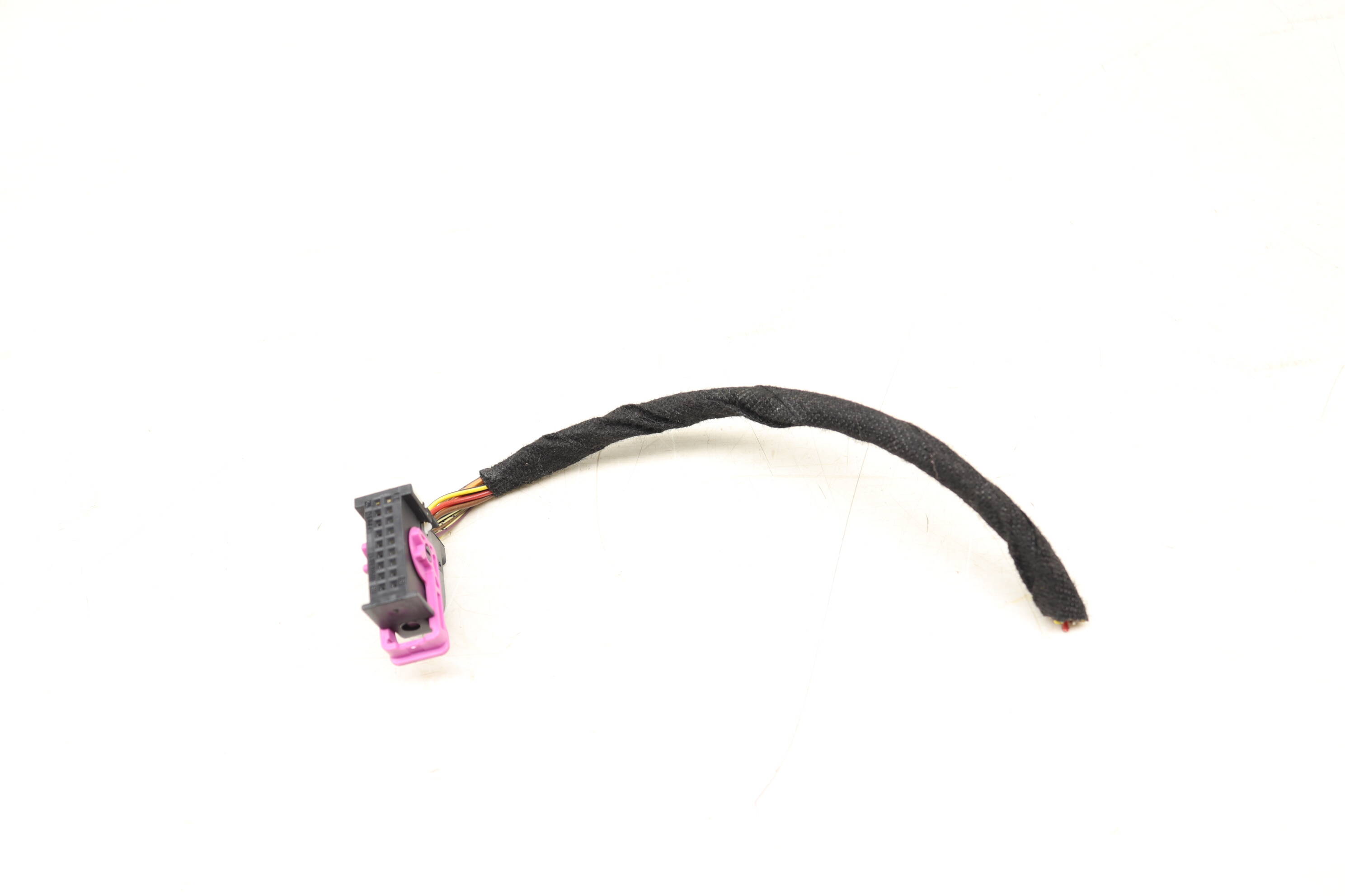 VW 18-Pin Wiring Connector / Pigtail 5Q0972718