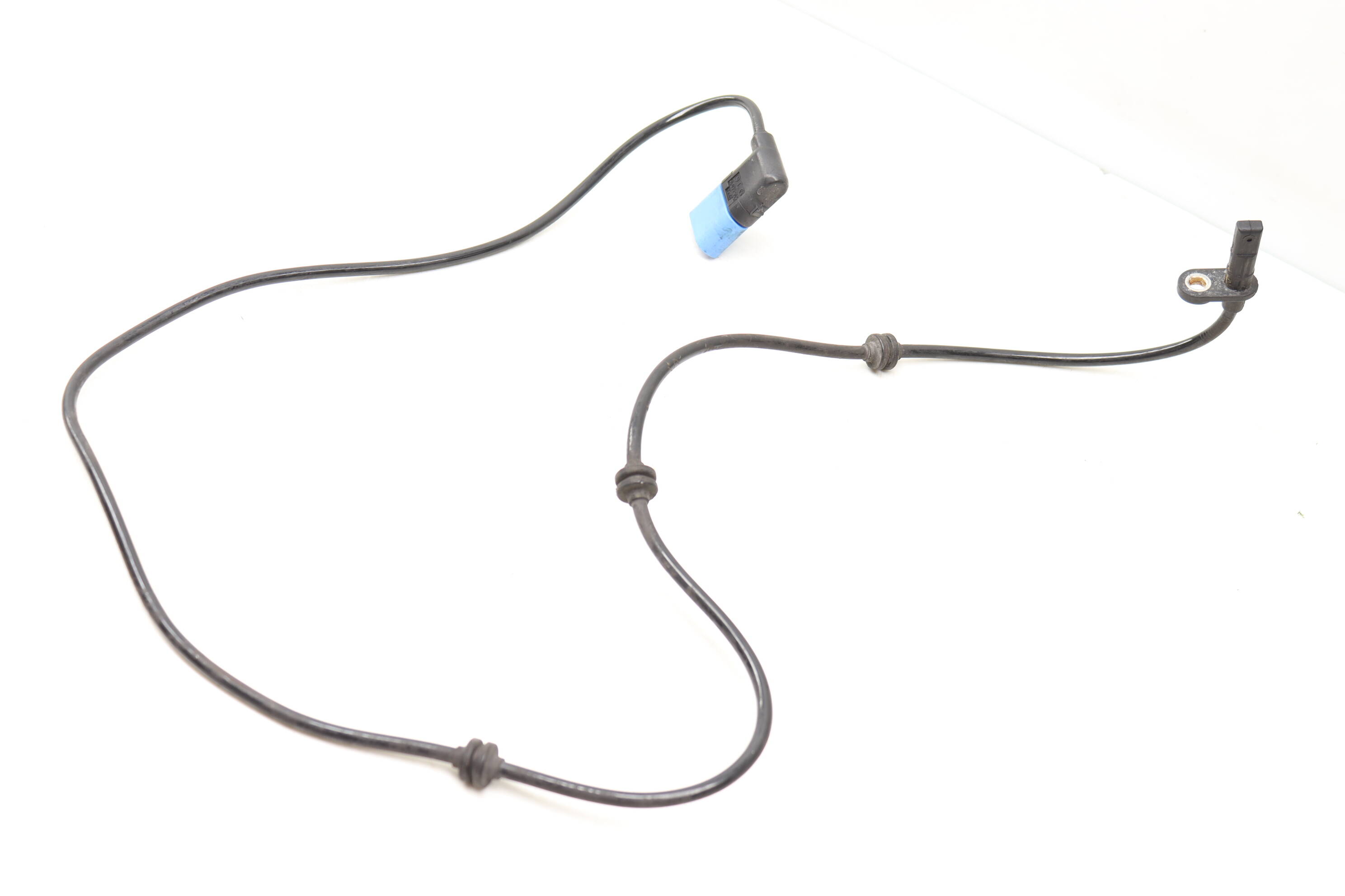 Mercedes-Benz Rear Abs / Speed Sensor Wiring Harness 2465400417
