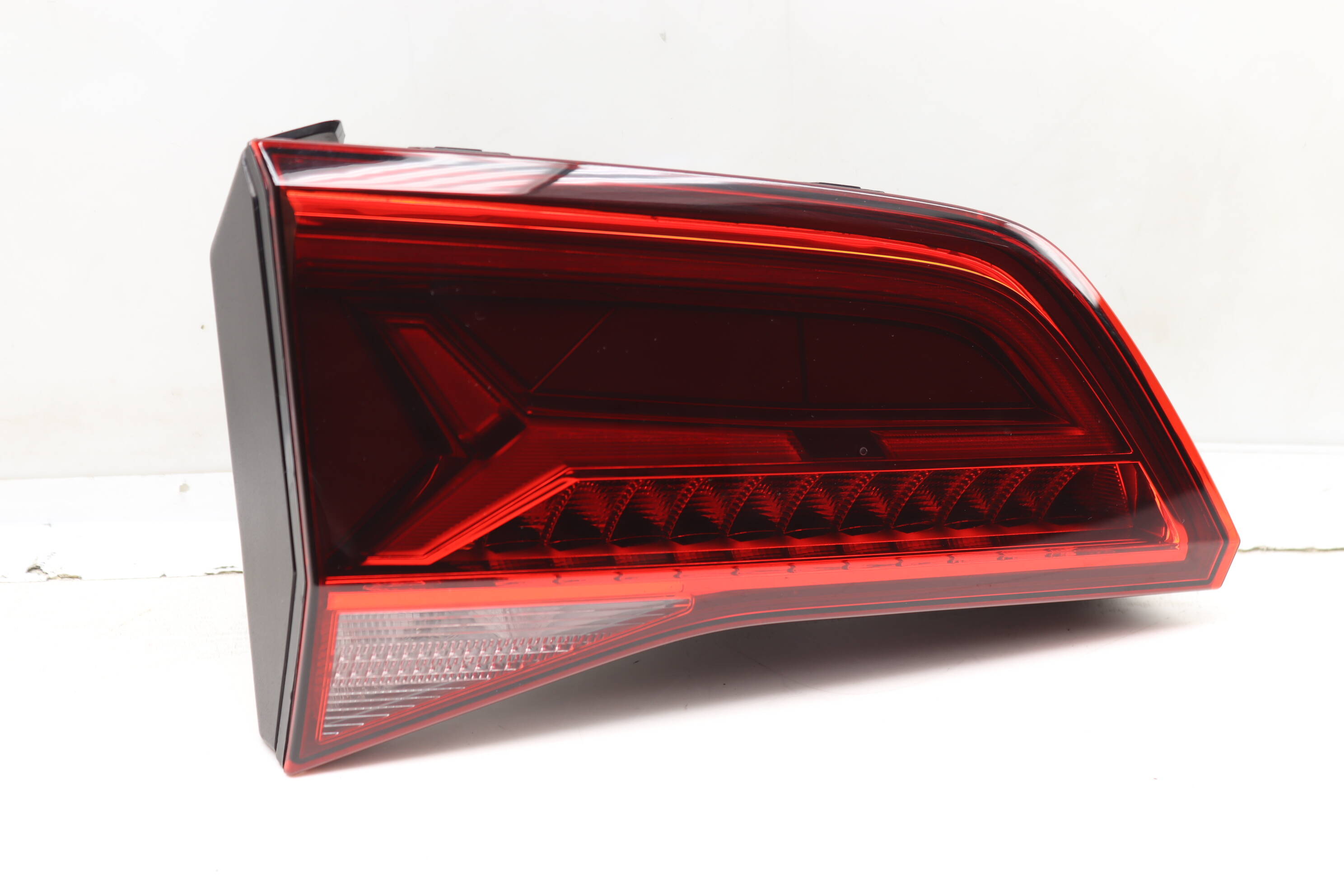 VW Left Led Inner Tail Light / Lamp (Taos) 2GJ945093