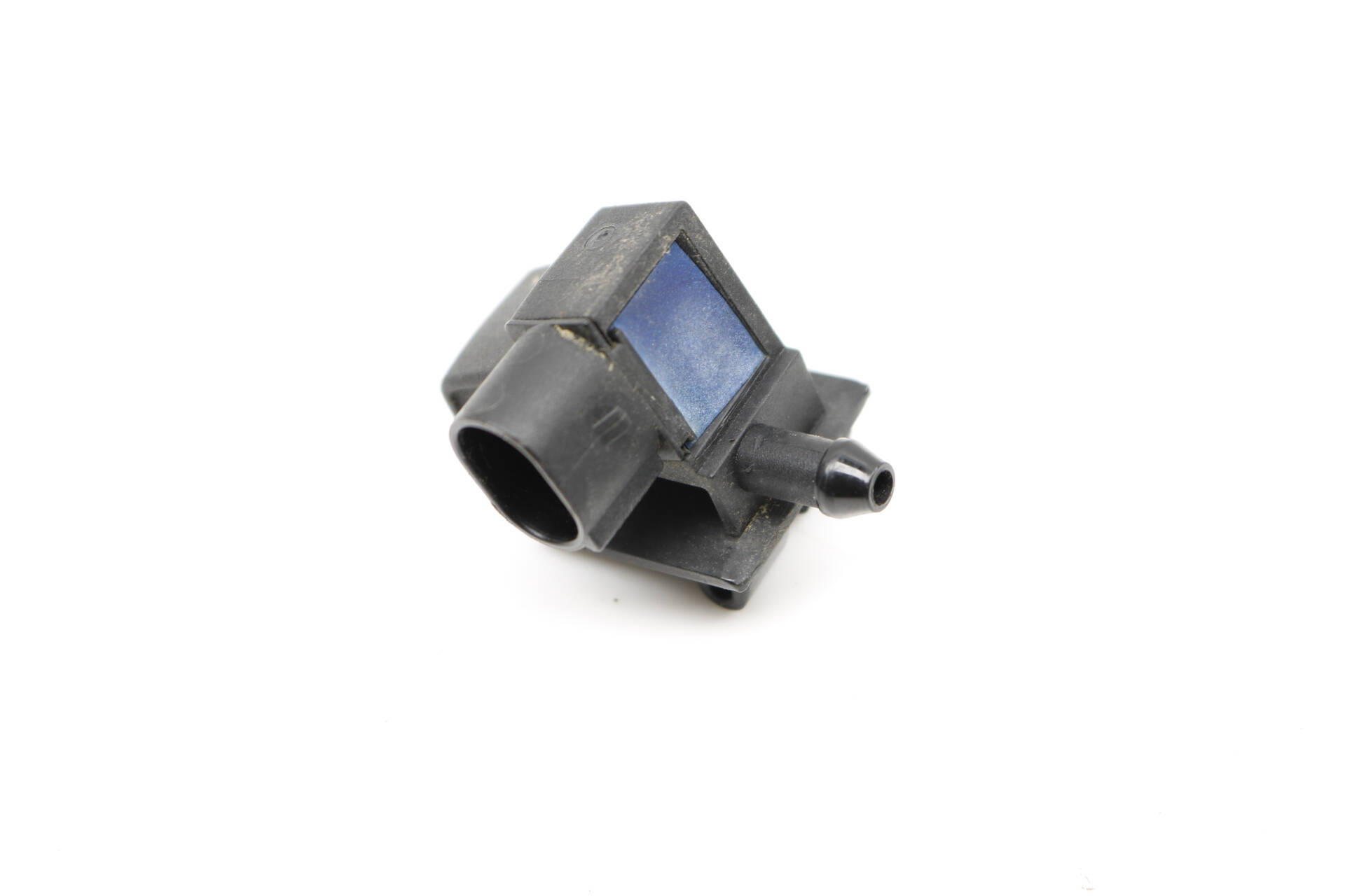 RIGHT - WINDSHIELD WASHER SPRAYER JET / NOZZLE - AUDI A4 S4