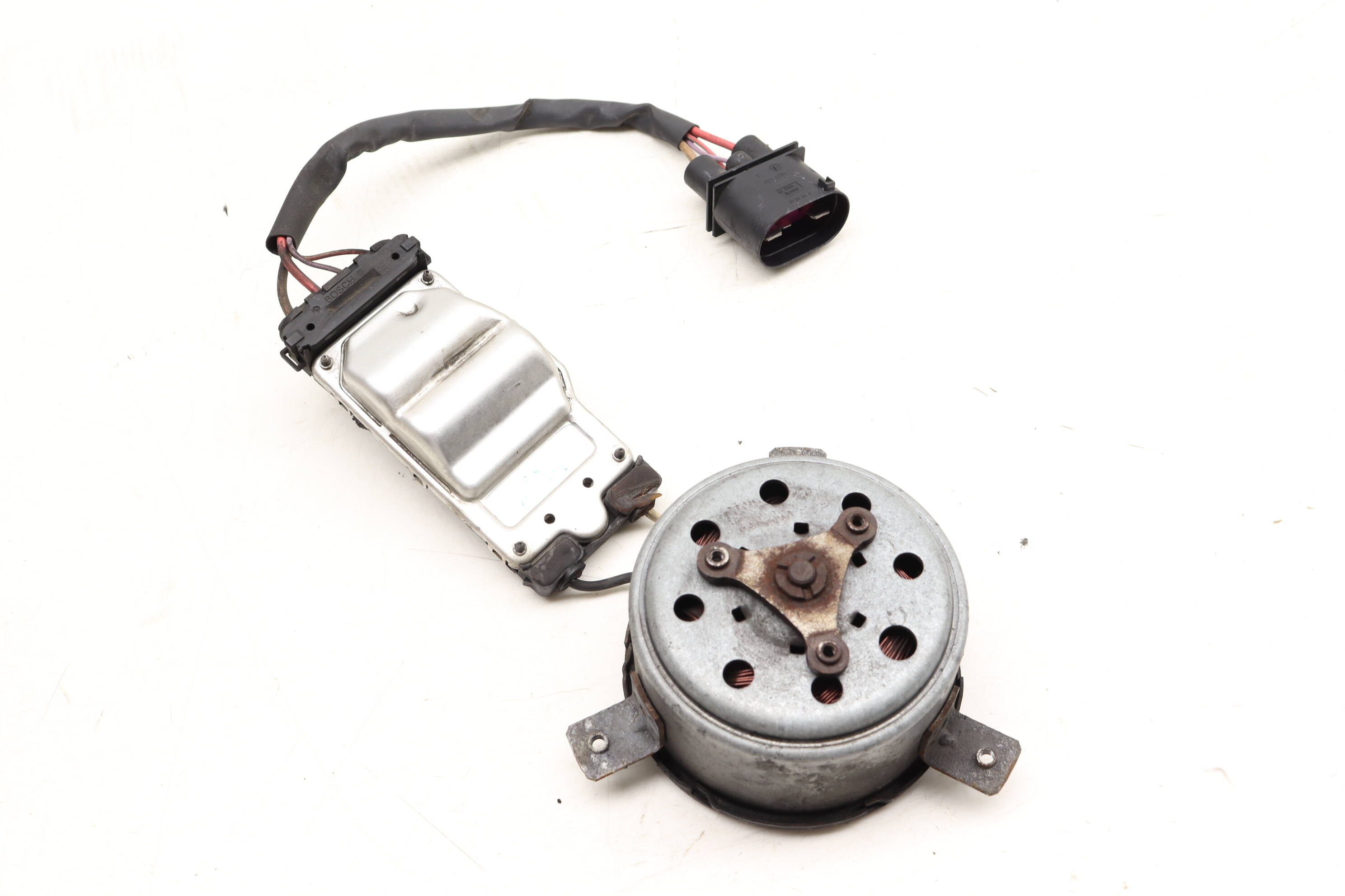 Audi Cooling Fan Motor / Control Unit (Q7) 7L0959455F