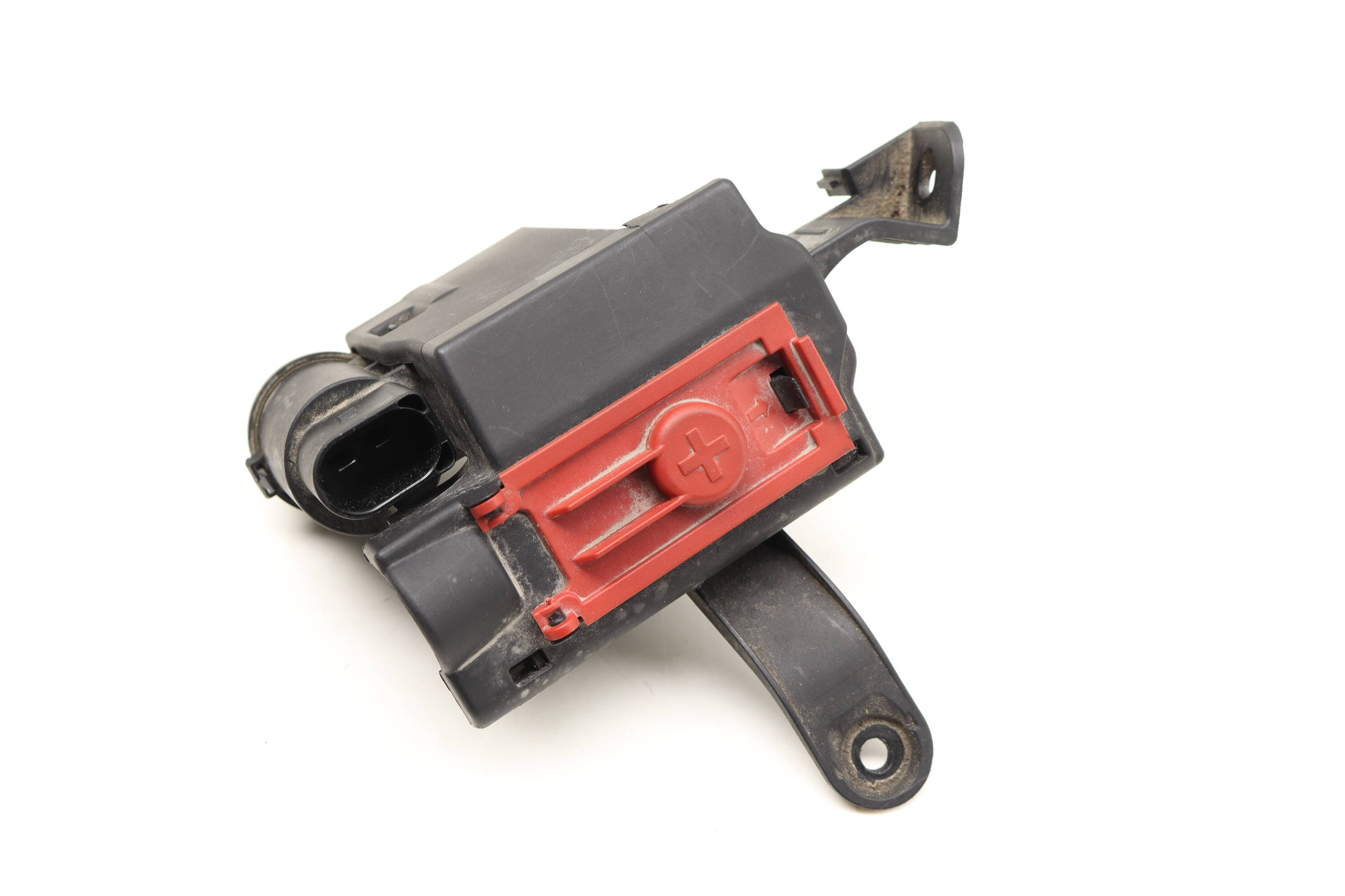Audi Fuse / Battery Junction Box 8W0941823E