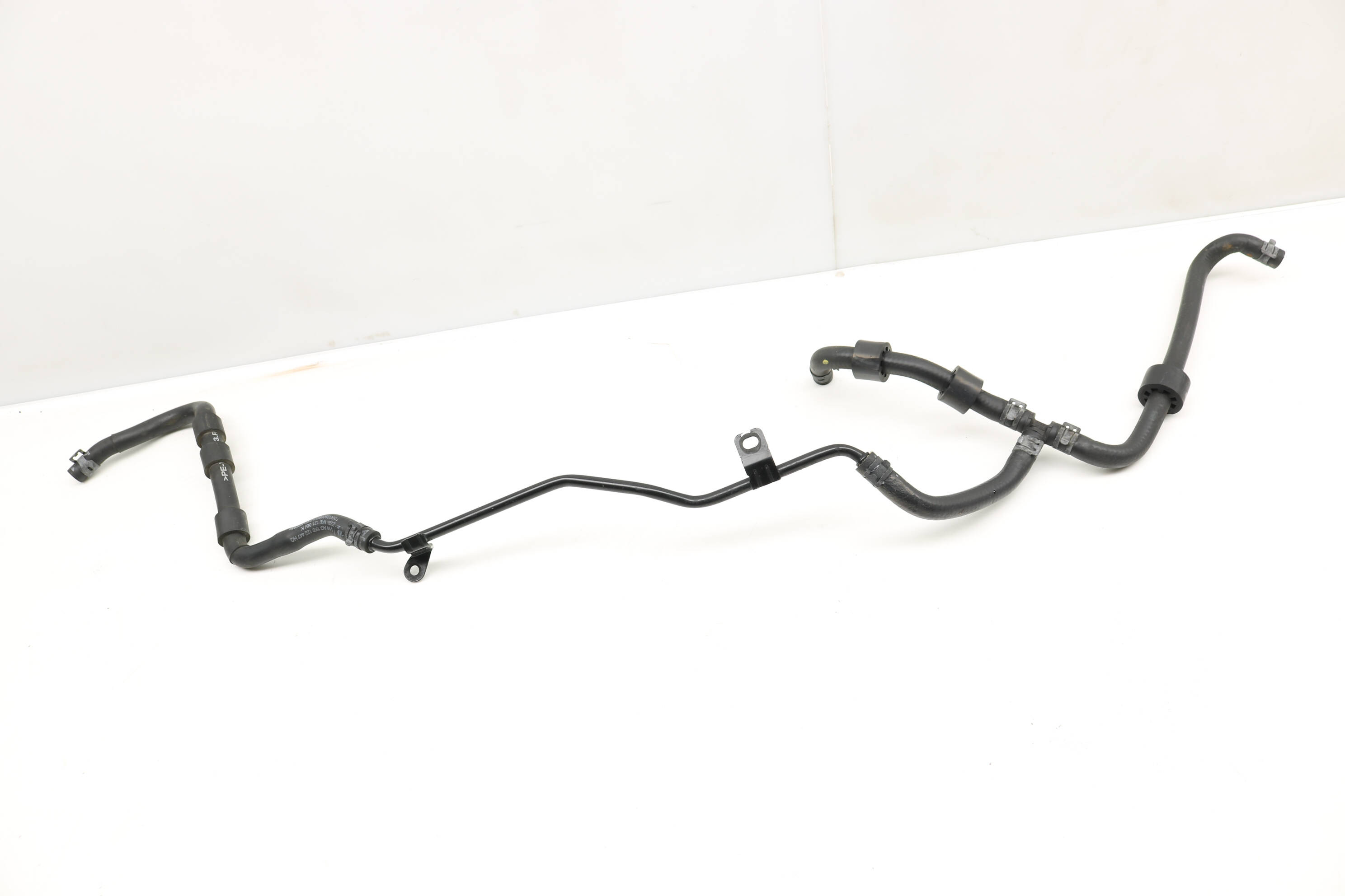 VW Coolant Pipe / Tube 06J121085B