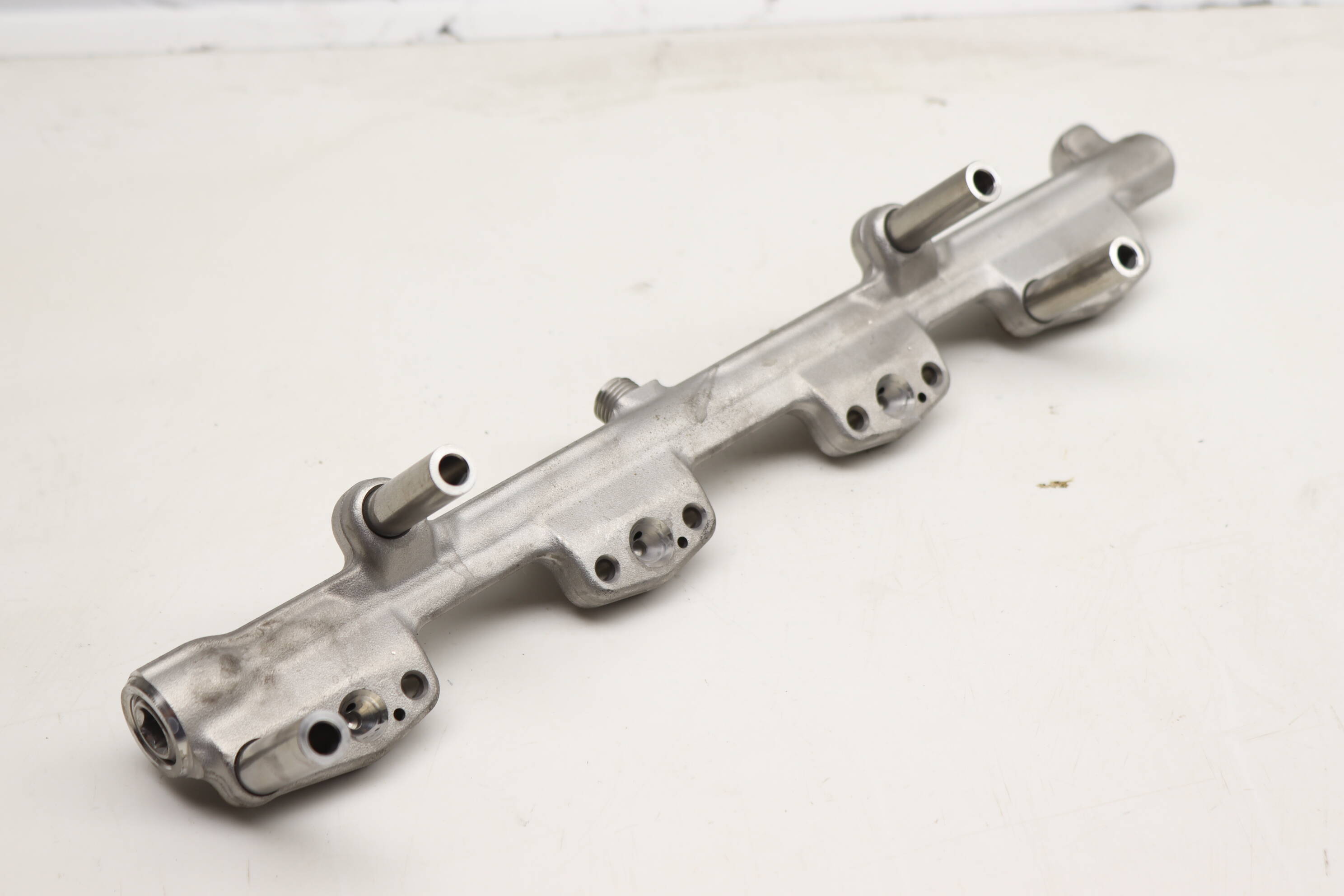 BMW High Pressure Fuel Rail 13538665633