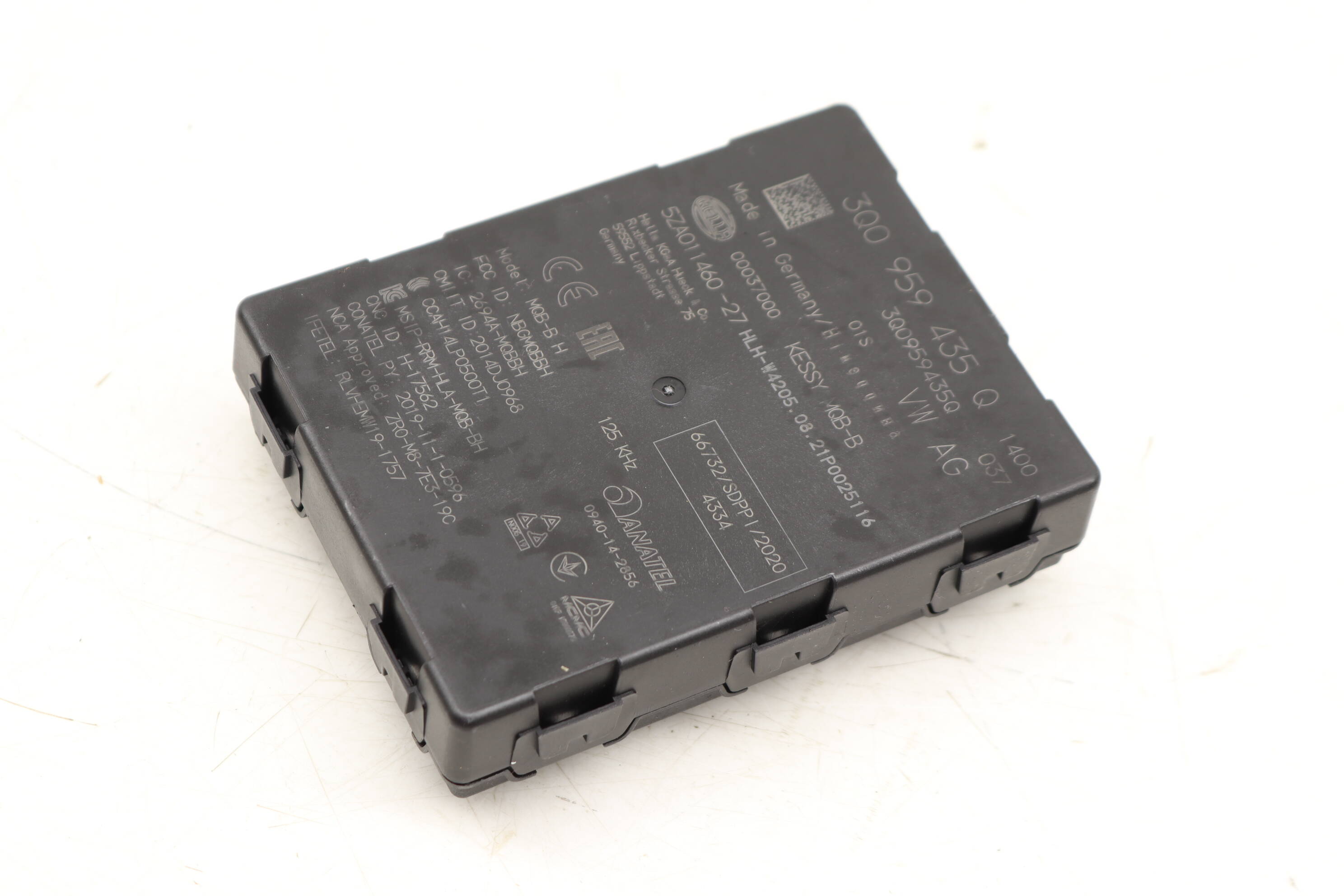 VW Keyless Entry / Kessy Control Module 3Q0959435Q