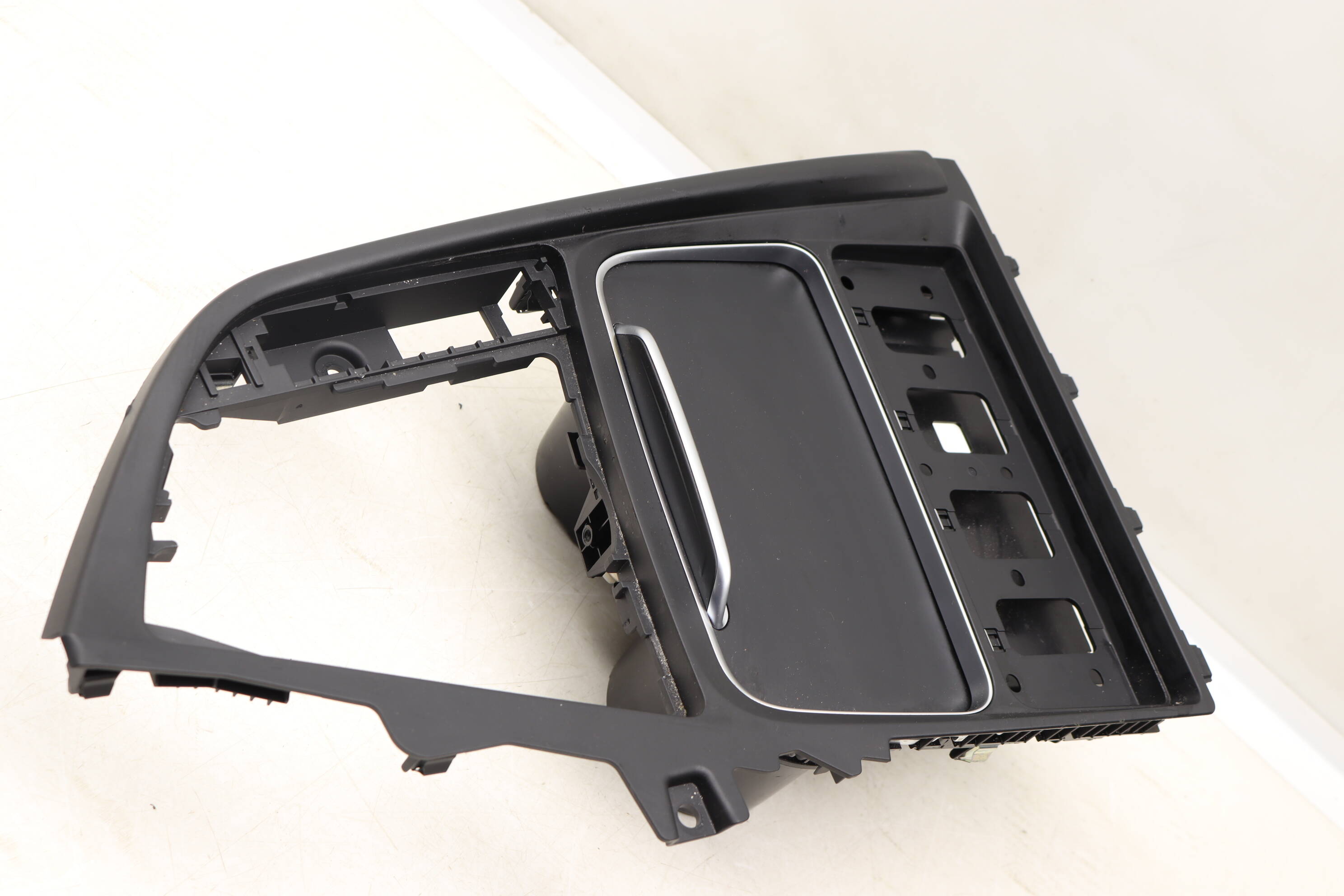 BMW Front Center Console Trim / Panel W/ Cup Holder 51169323675