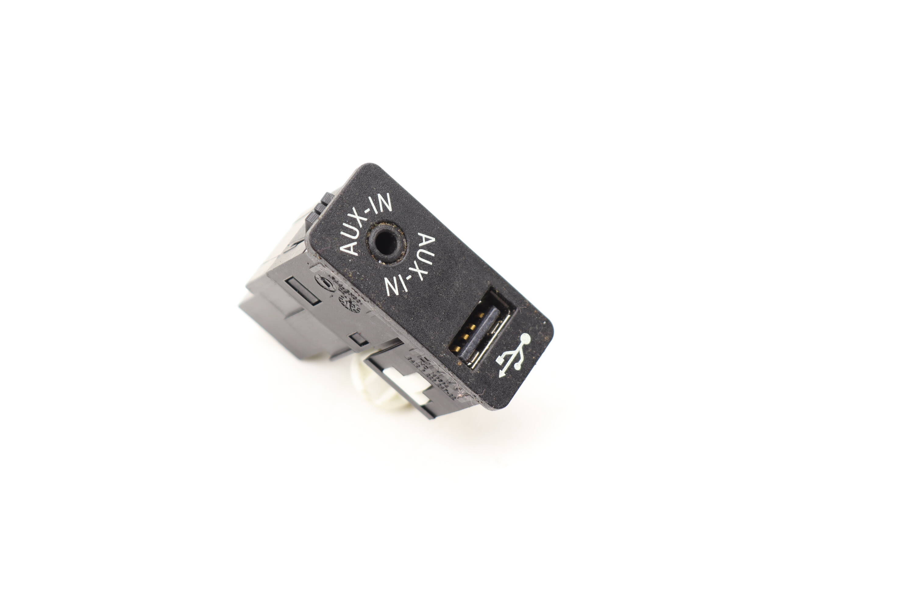 BMW Usb / Aux-In Socket 84109229247