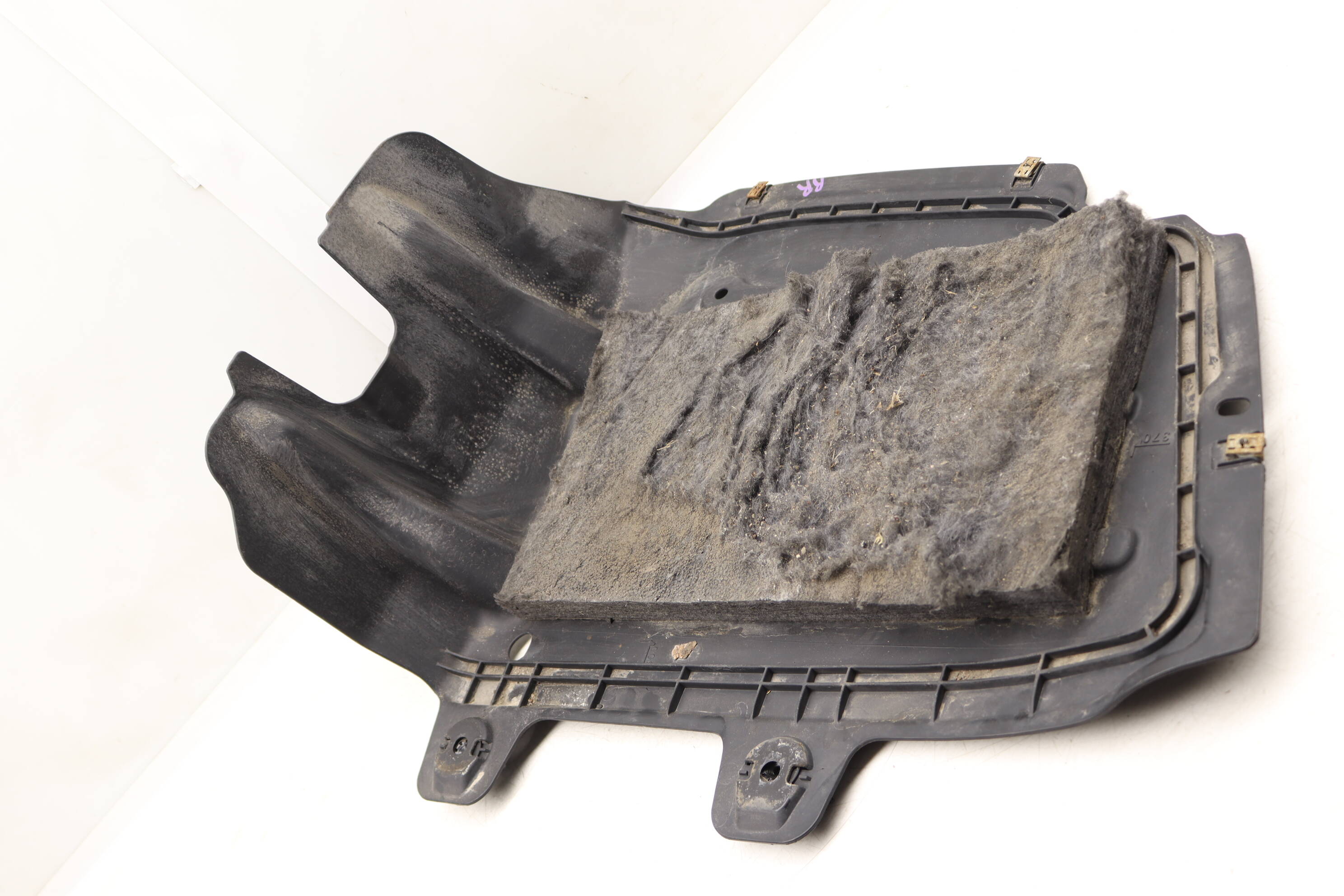 VW Rear Right Underbody Shield Panel / Liner 5G9825205D