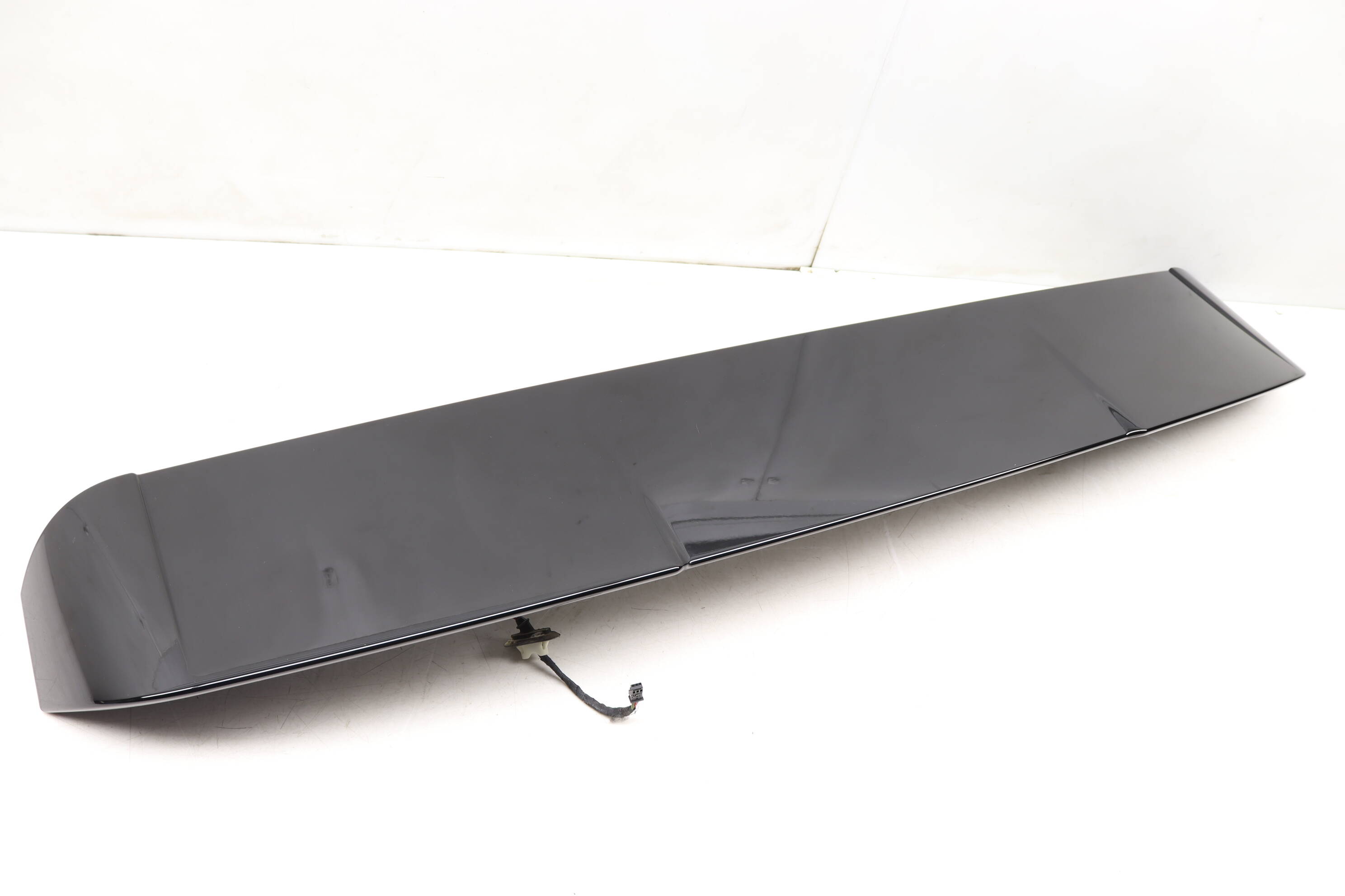 Audi Trunk Hatch Spoiler W/ Brake Light (SQ5, Q5) 8R0827933B