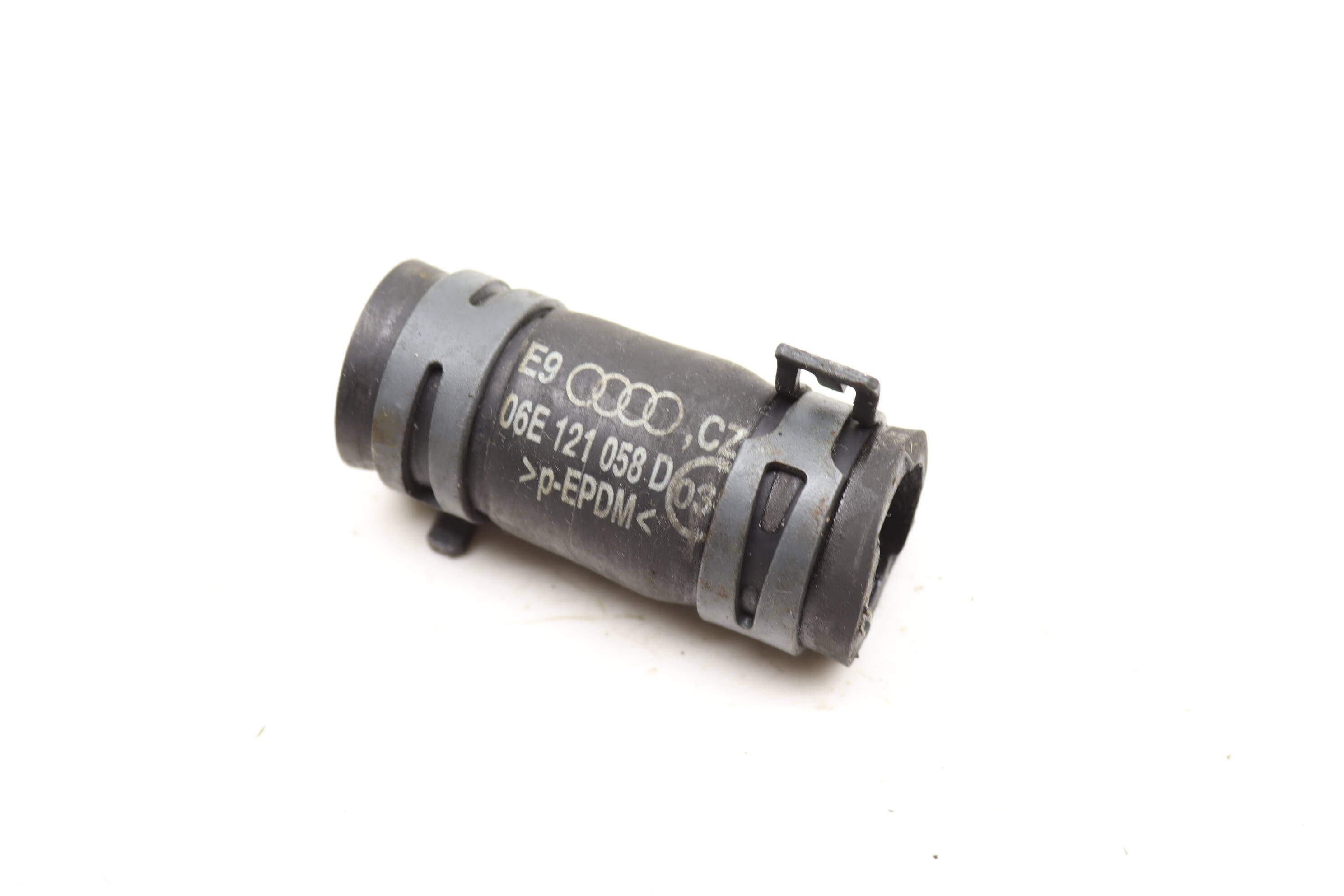 Audi Coolant / Water Hose 06E121058D