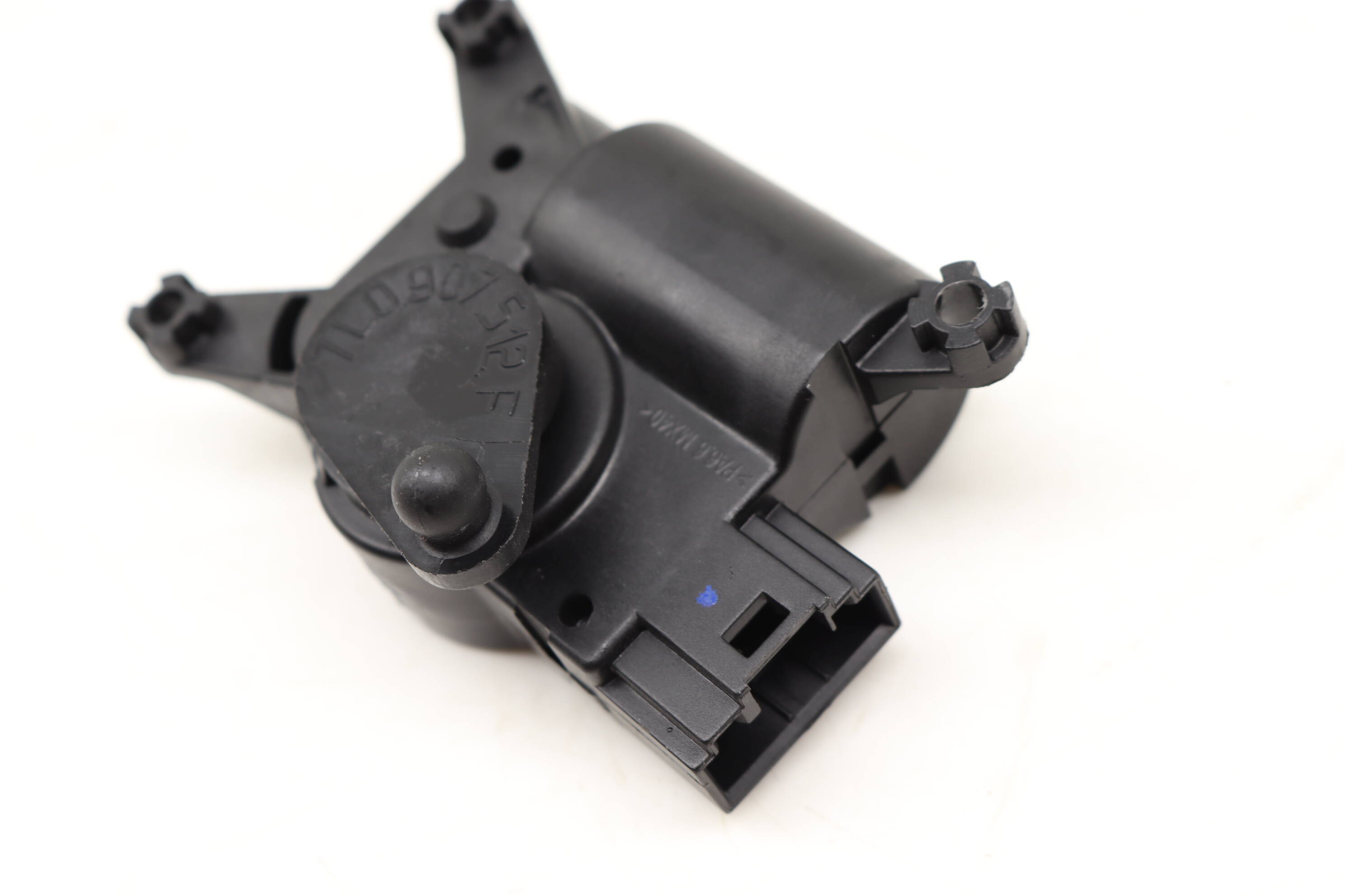 HVAC FLAP / SERVO AIR MOTOR / ACTUATOR - AUDI Q7 VW TOUAREG
