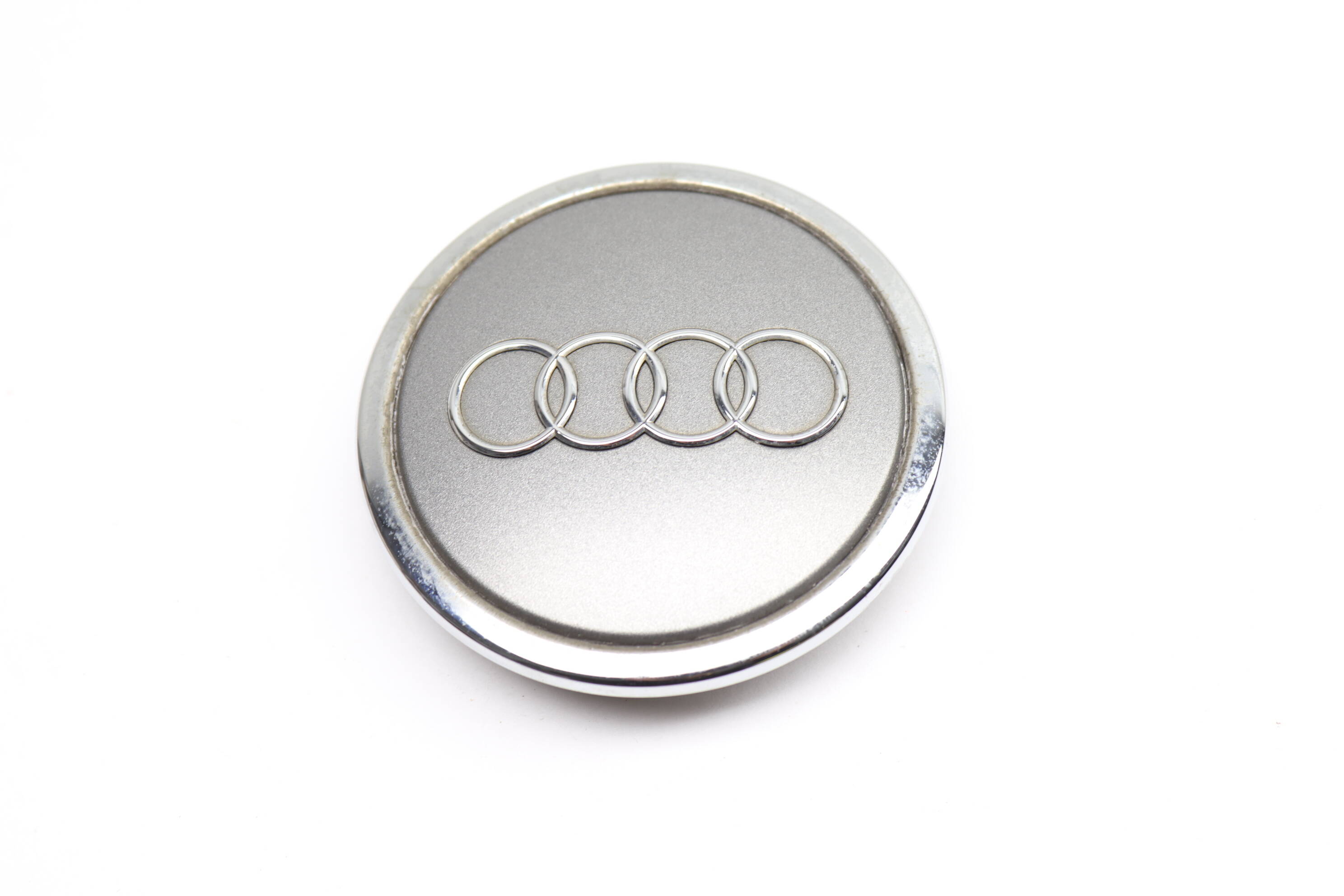 Audi Wheel Center Cap 8T0601170A