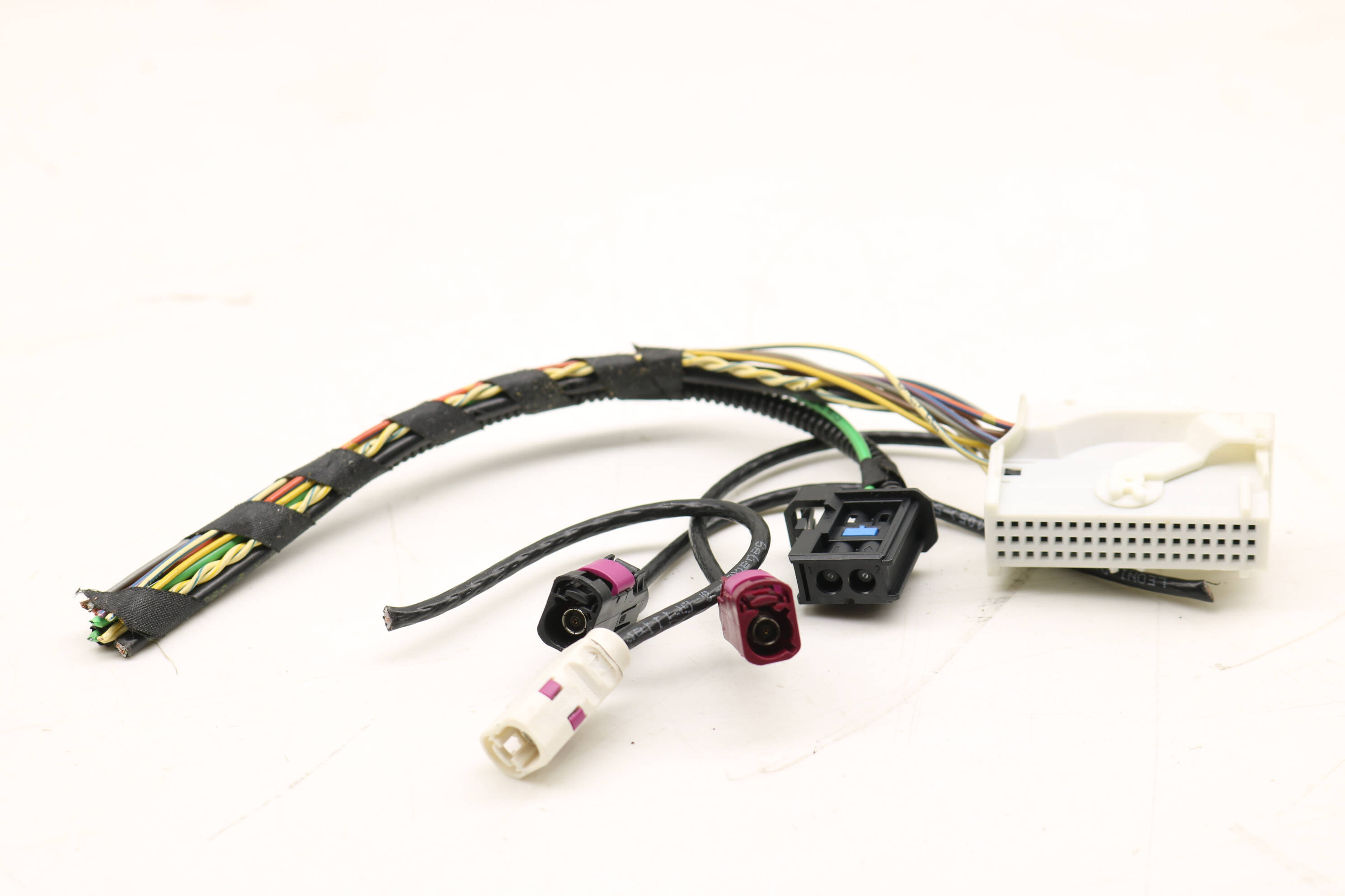 BMW Gsm Telematics Module Wiring Harness Connector / Pigtail Set