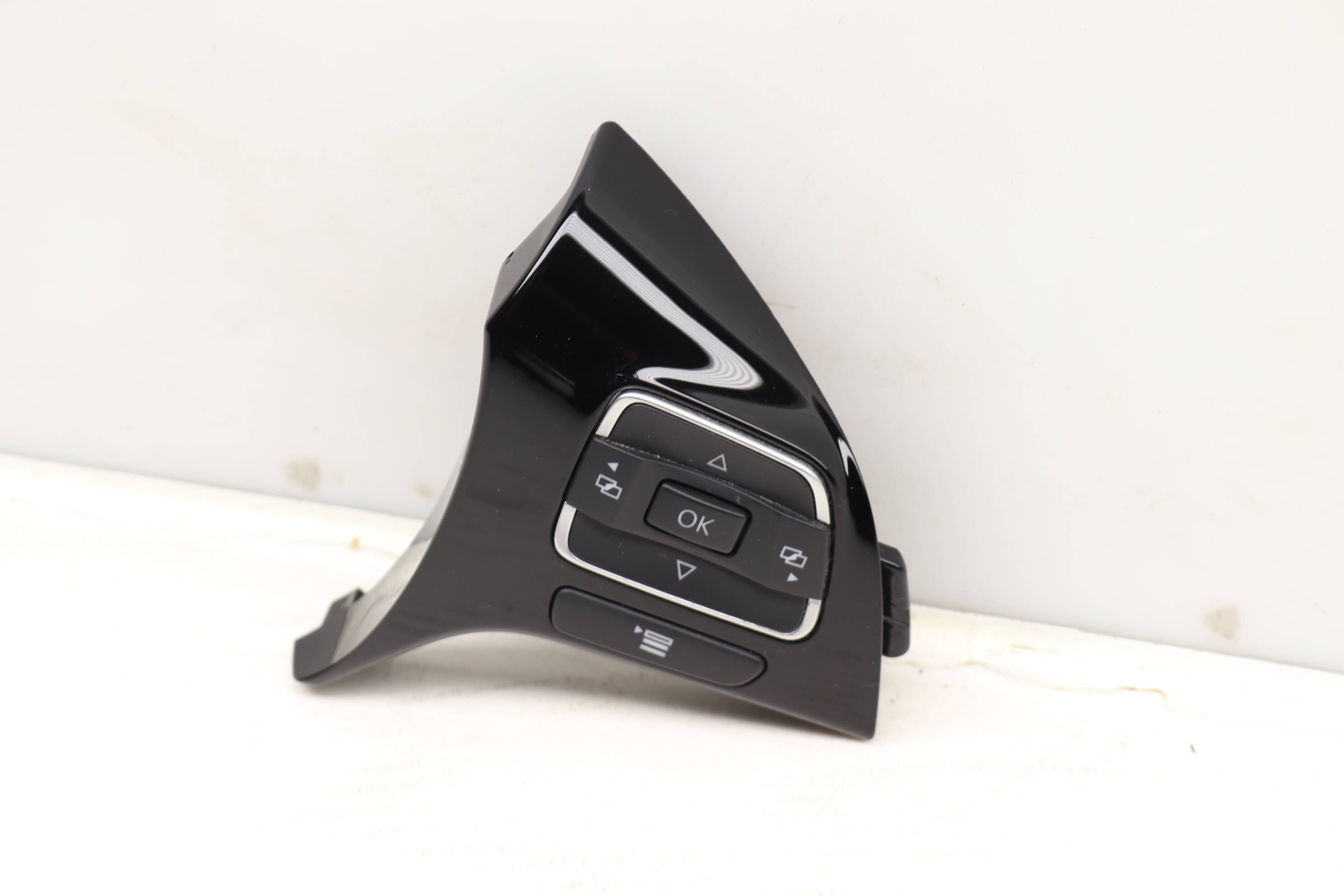 Audi Clock Spring / Steering Angle Sensor 4H0953568A