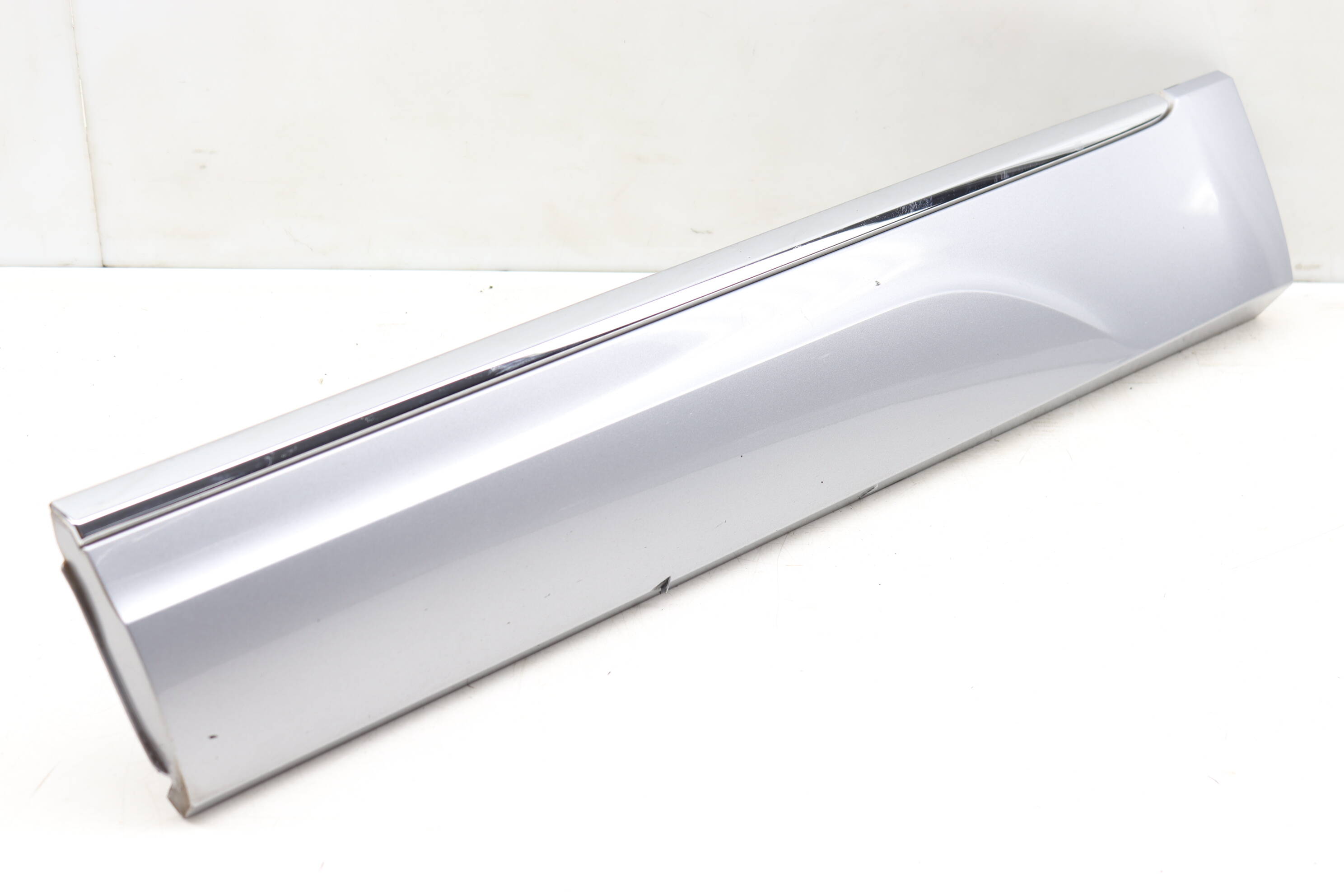 Audi Rear Left Lower Door Molding / Blade (SQ5, Q5) 8R0853969L