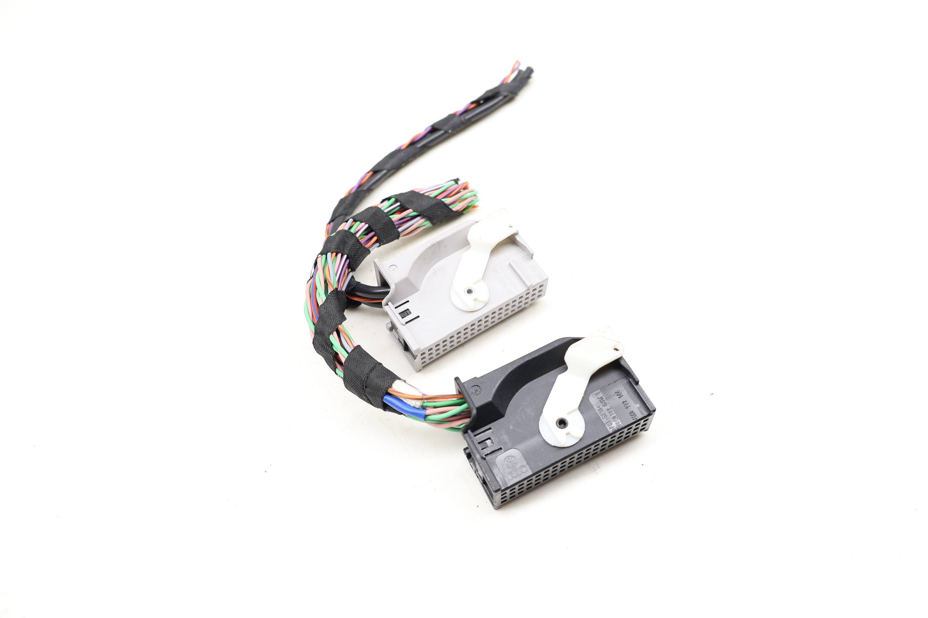 Audi Gateway / Data Bus Module Wiring Harness Connector