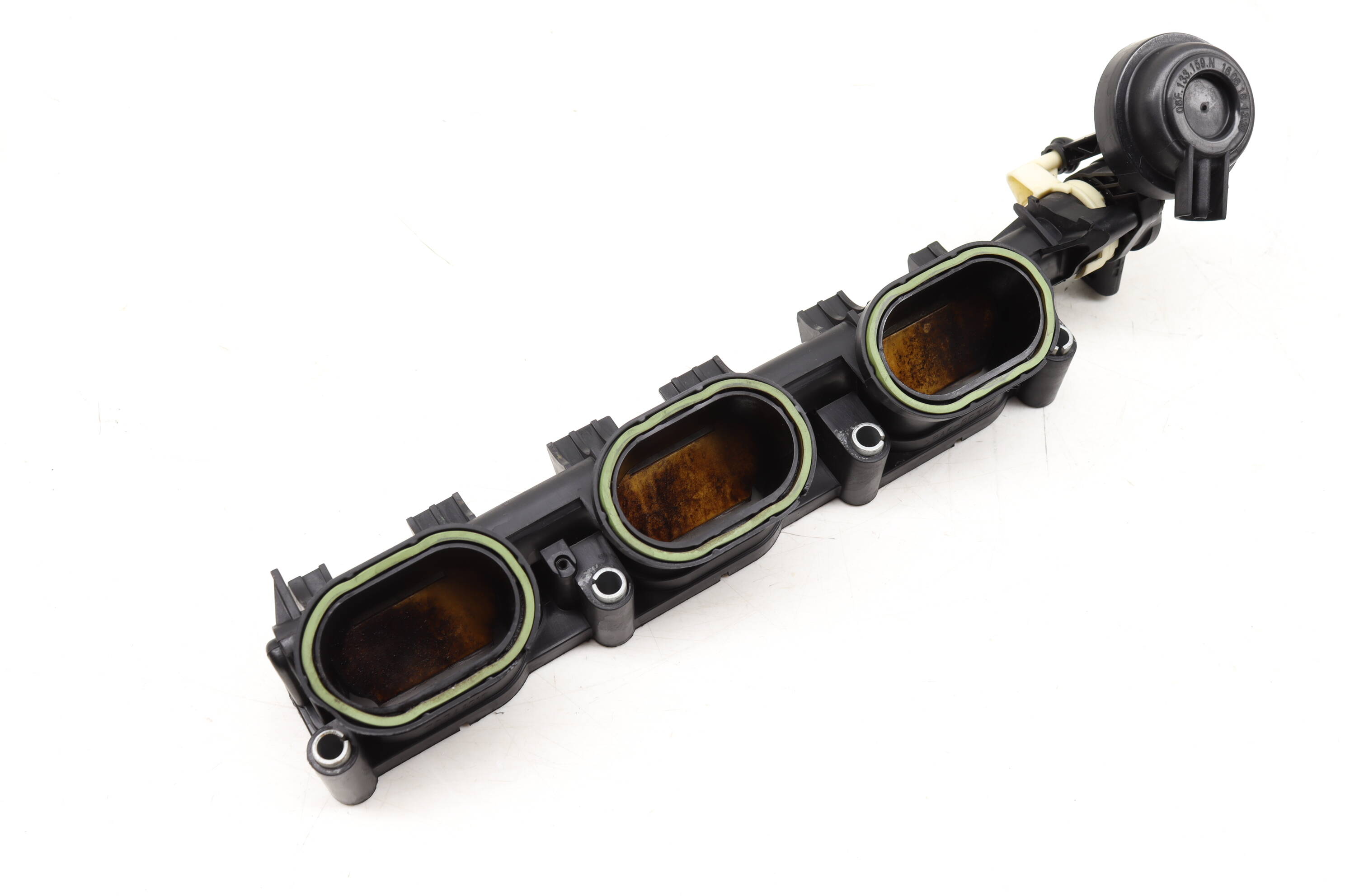 Audi Lower Intake Manifold Air Distribution Housing 06E133110AS