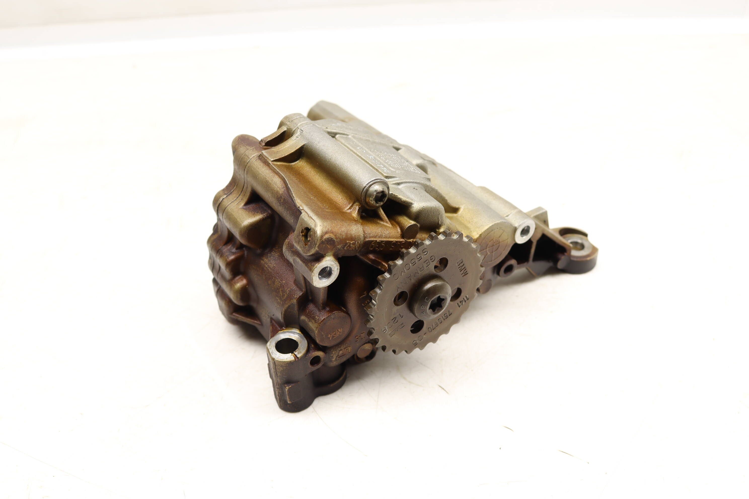 BMW Engine Oil Pump 11417545939