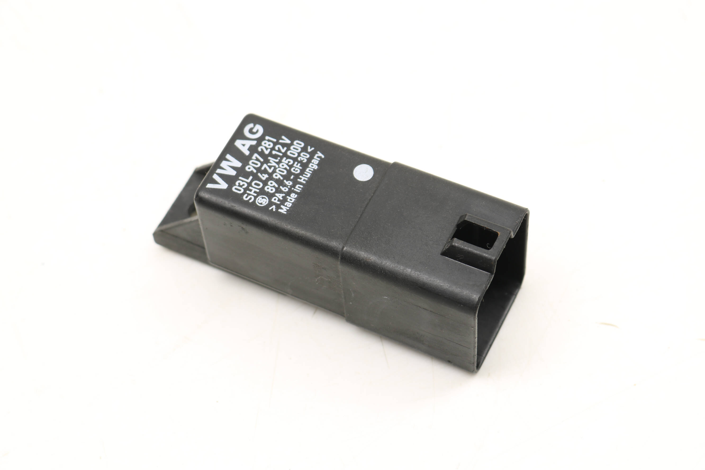 GLOW PLUG MODULE / RELAY - AUDI A3 A4 A5 S4 S5 VW GOLF R GTI JETTA