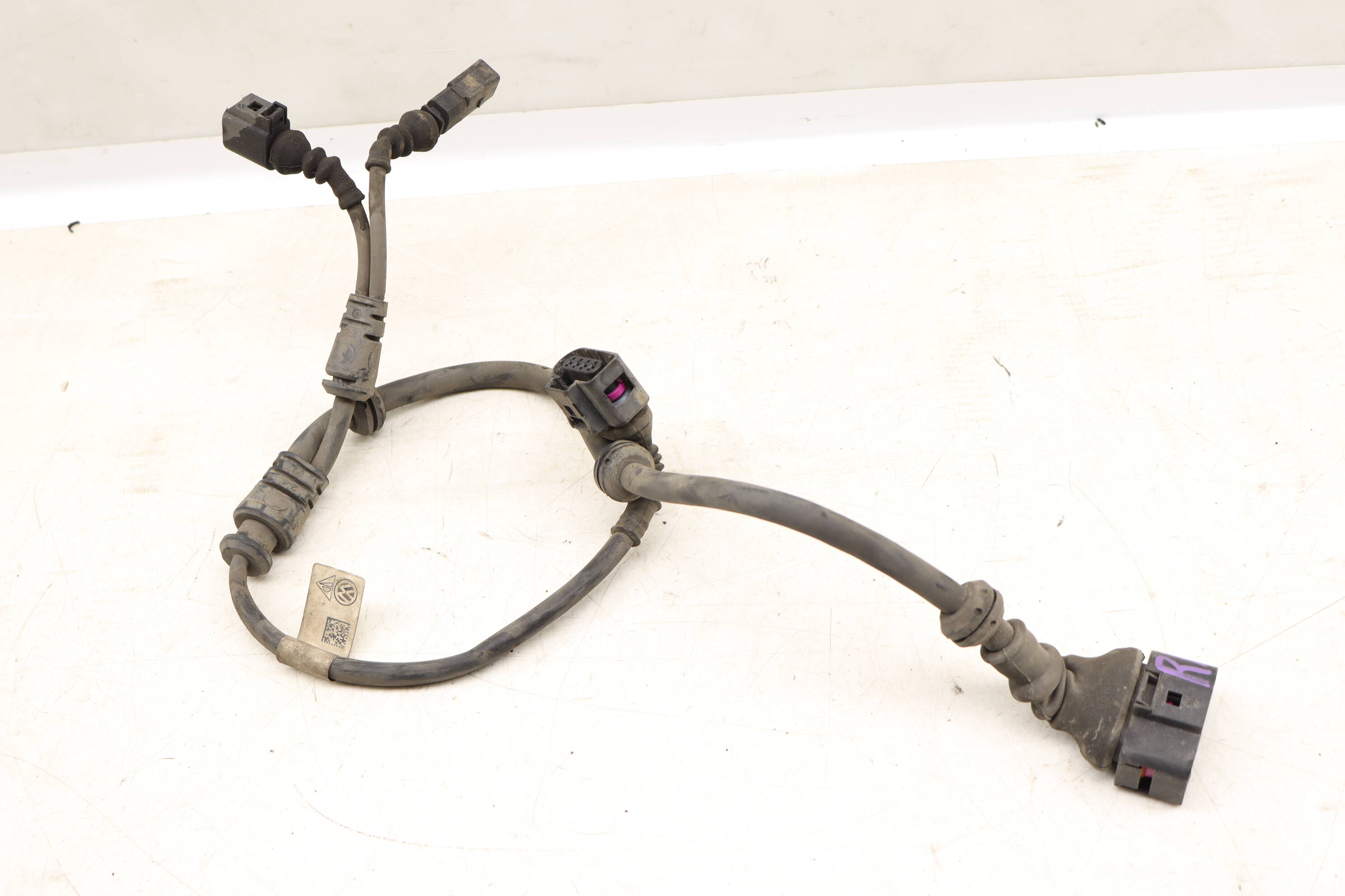 VW Rear Abs / Speed Sensor Wiring Harness (Touareg) 7P0971279B