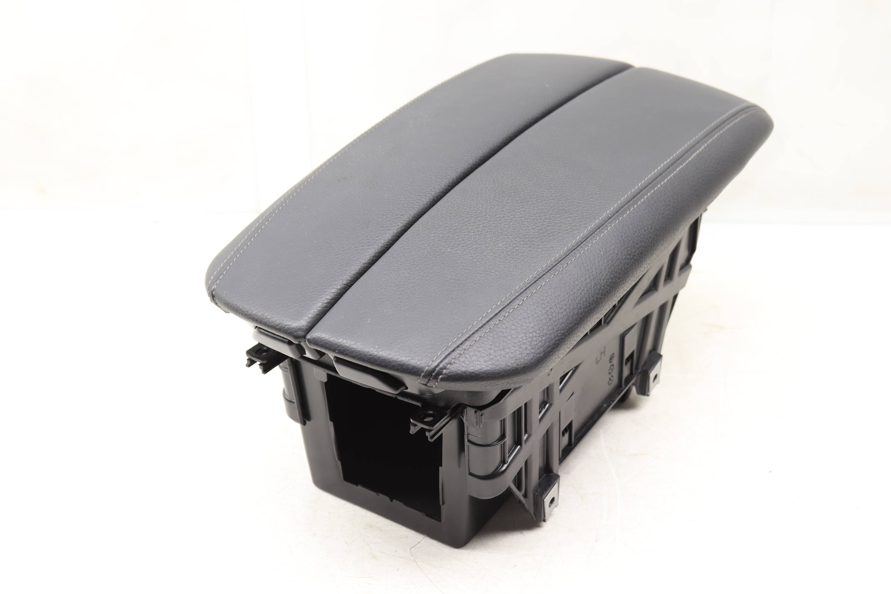 BMW Front Console Armrest / Arm Rest (X6, X5) 51166836493