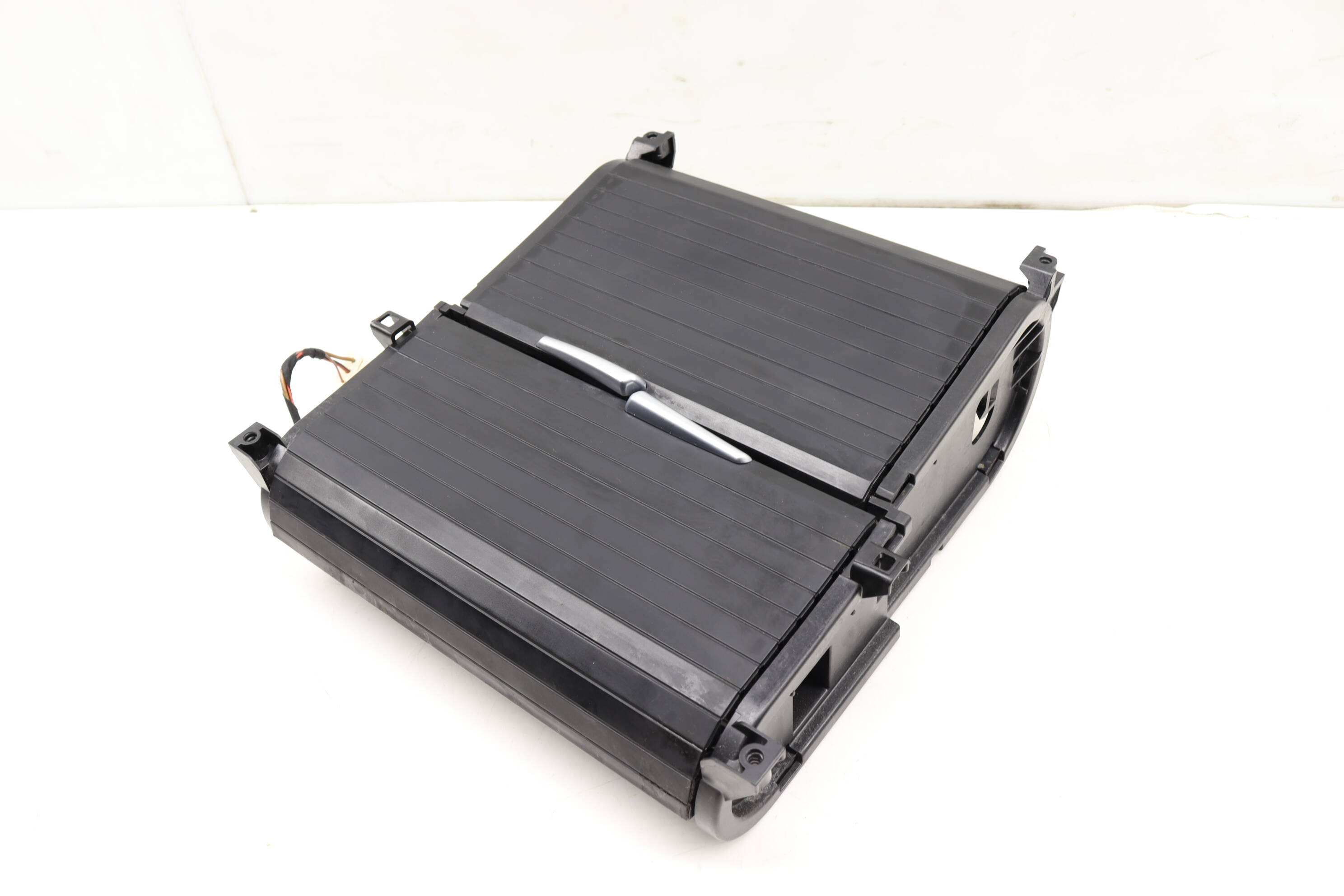 BMW Center Console Cup Holder (X6, X5) 51166954943