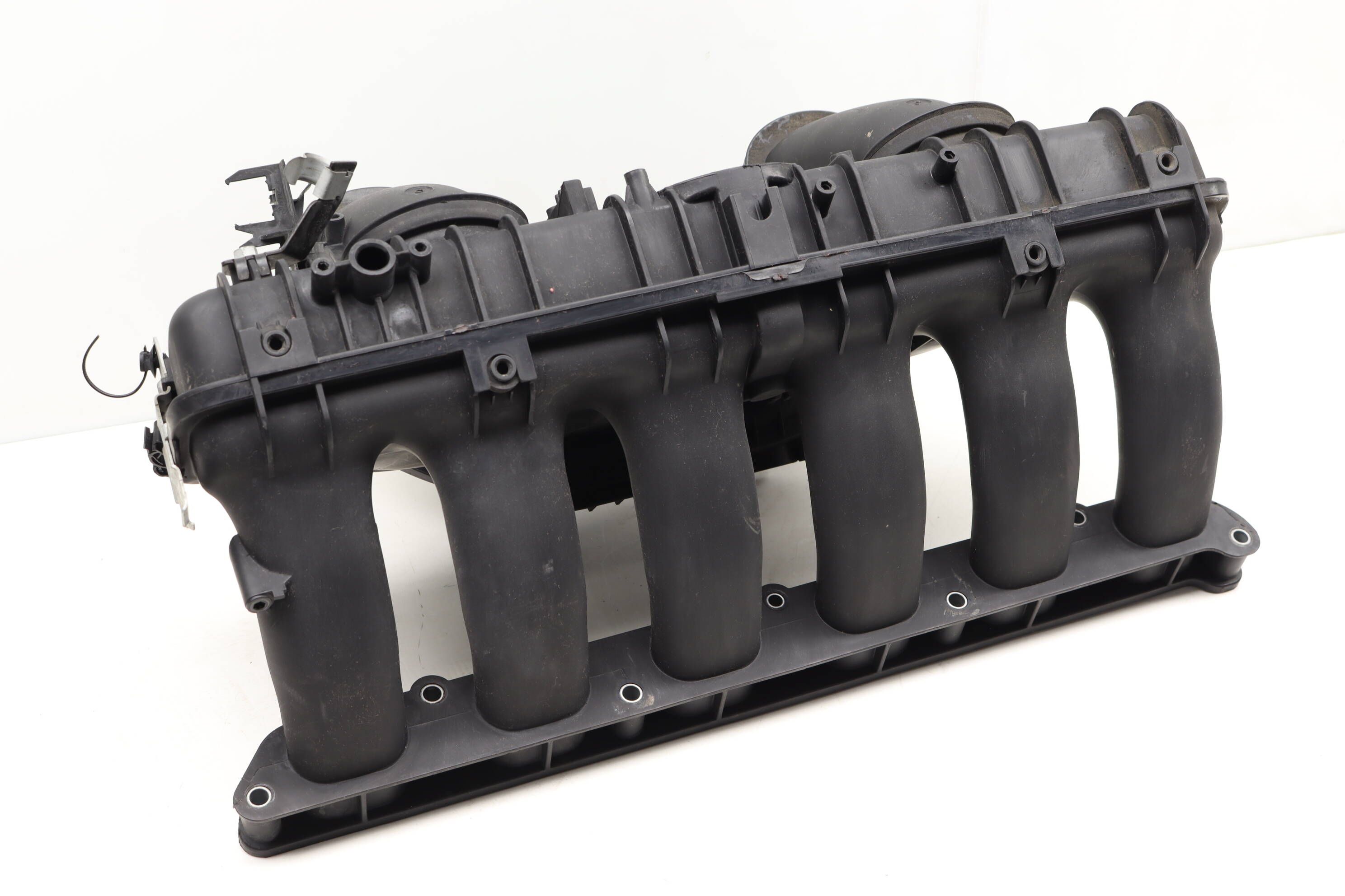 BMW Intake Manifold (328i, X3, 530xi, 530i, X5) 11617548027