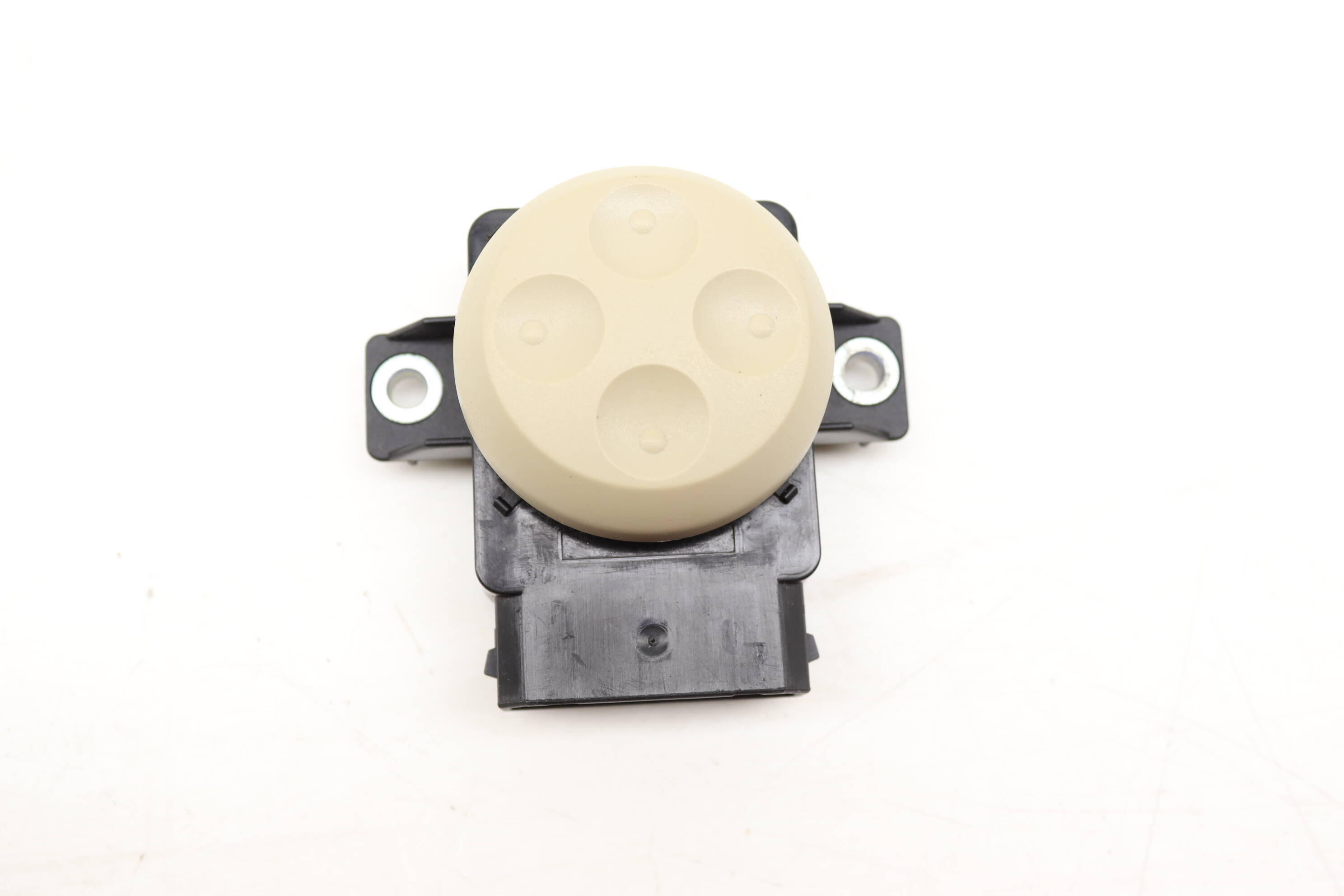 FRONT RIGHT - SEAT FRAME BRACKET COVER / TRIM - AUDI Q7 - 7L0881328AB