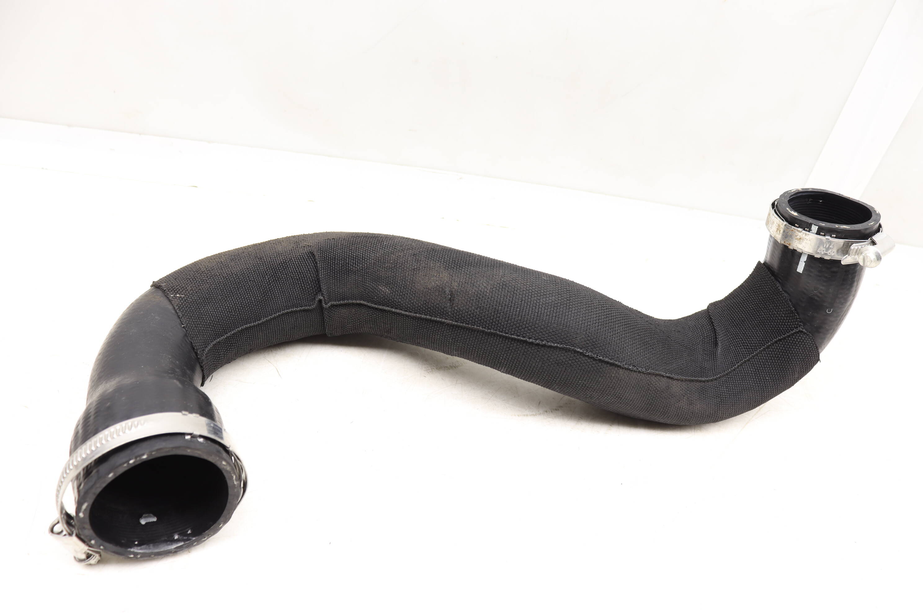 Porsche Right Turbo Intercooler Hose / Tube (Macan) 95B145790A