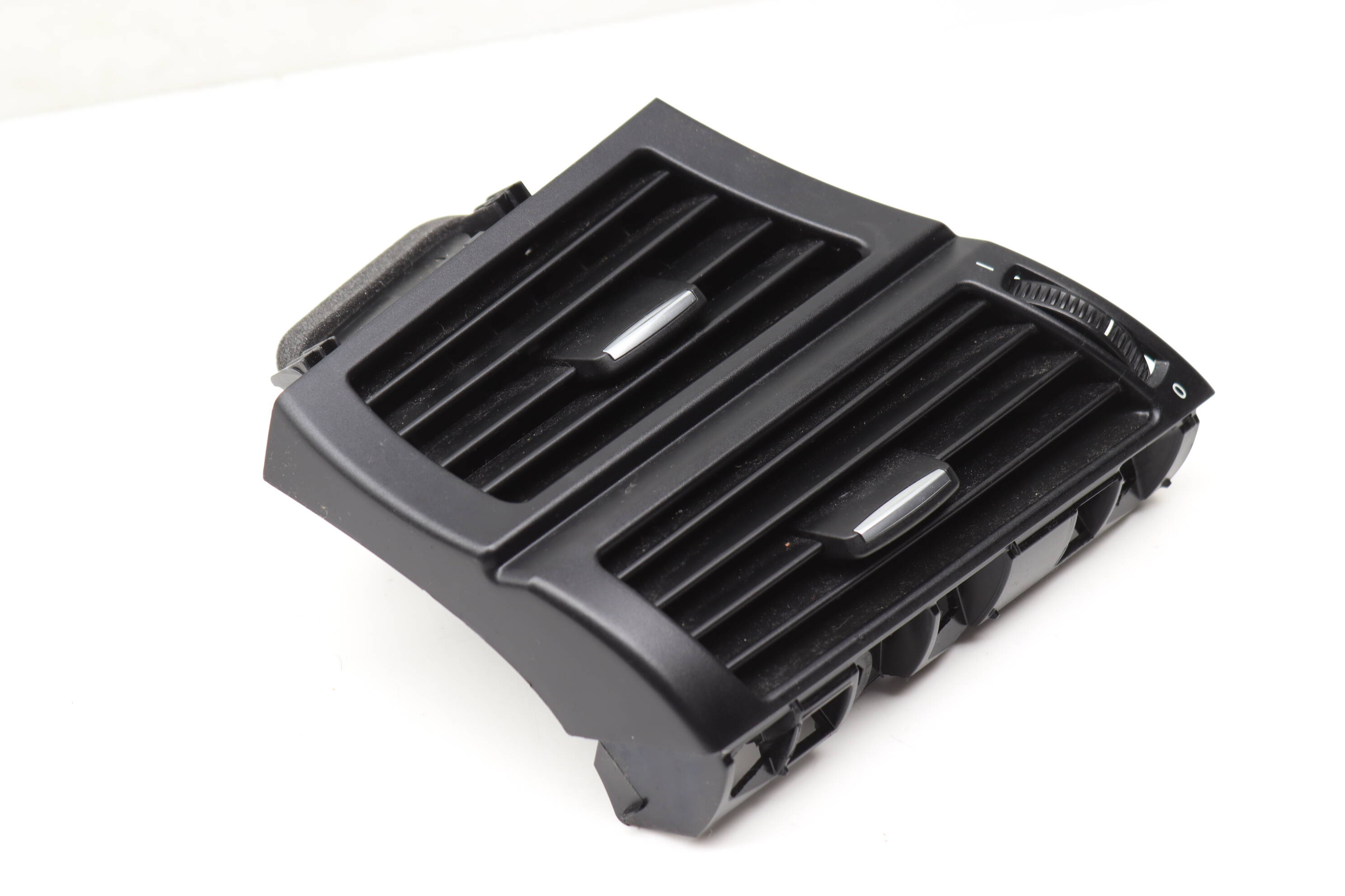 BMW Left Dash Air Vent (X5, X6) 64229227767