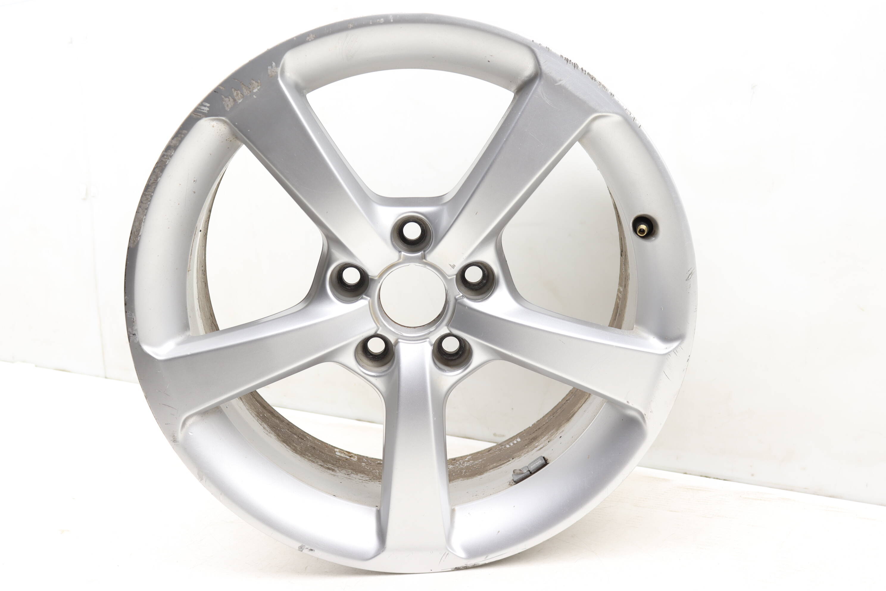 Audi 17" Inch Alloy Rim / Wheel (5-Spoke) 8V0601025S