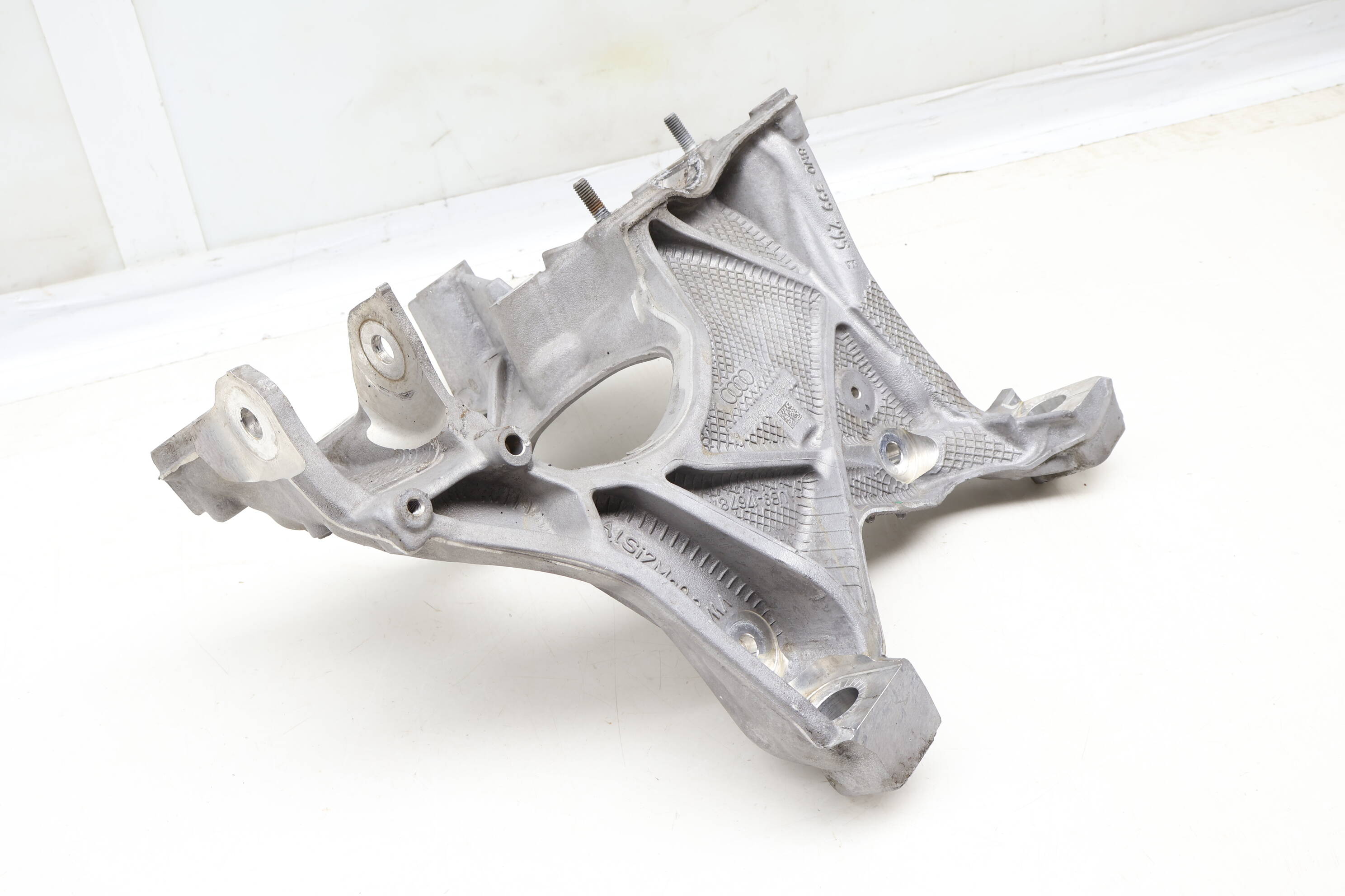 Audi Left Subframe / Sub Frame Mount Bracket 8W0399295E