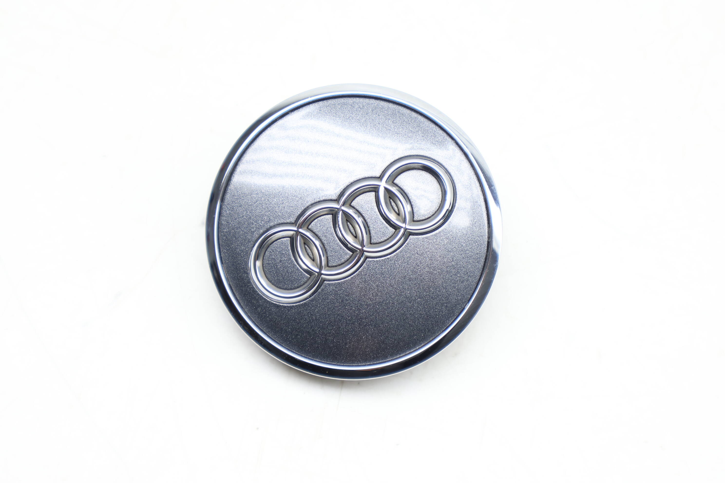 Audi Wheel Center Cap 8W0601170