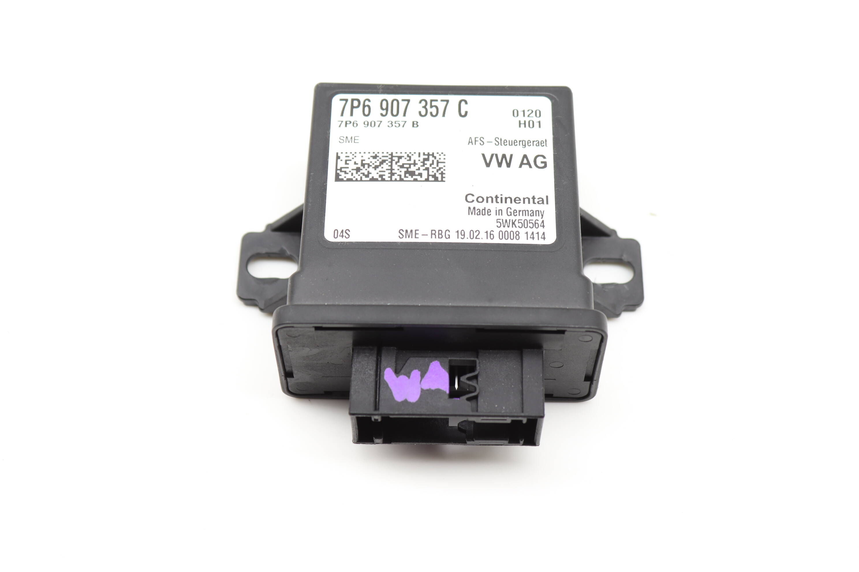 VW Headlight Range Control Module (Touareg) 7P6907357C