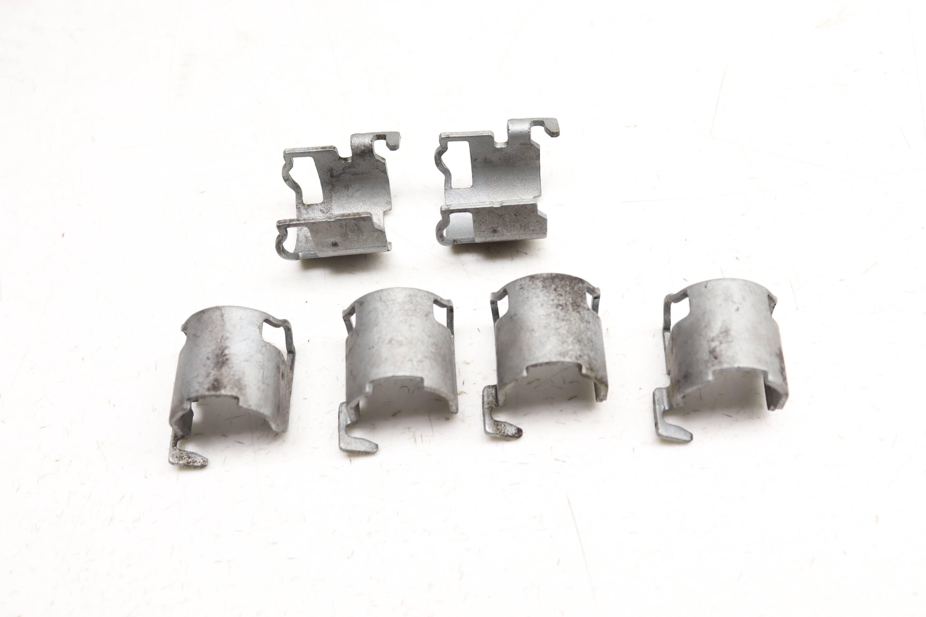 Audi Fuel Injector Clip Set (6) 06E133036A