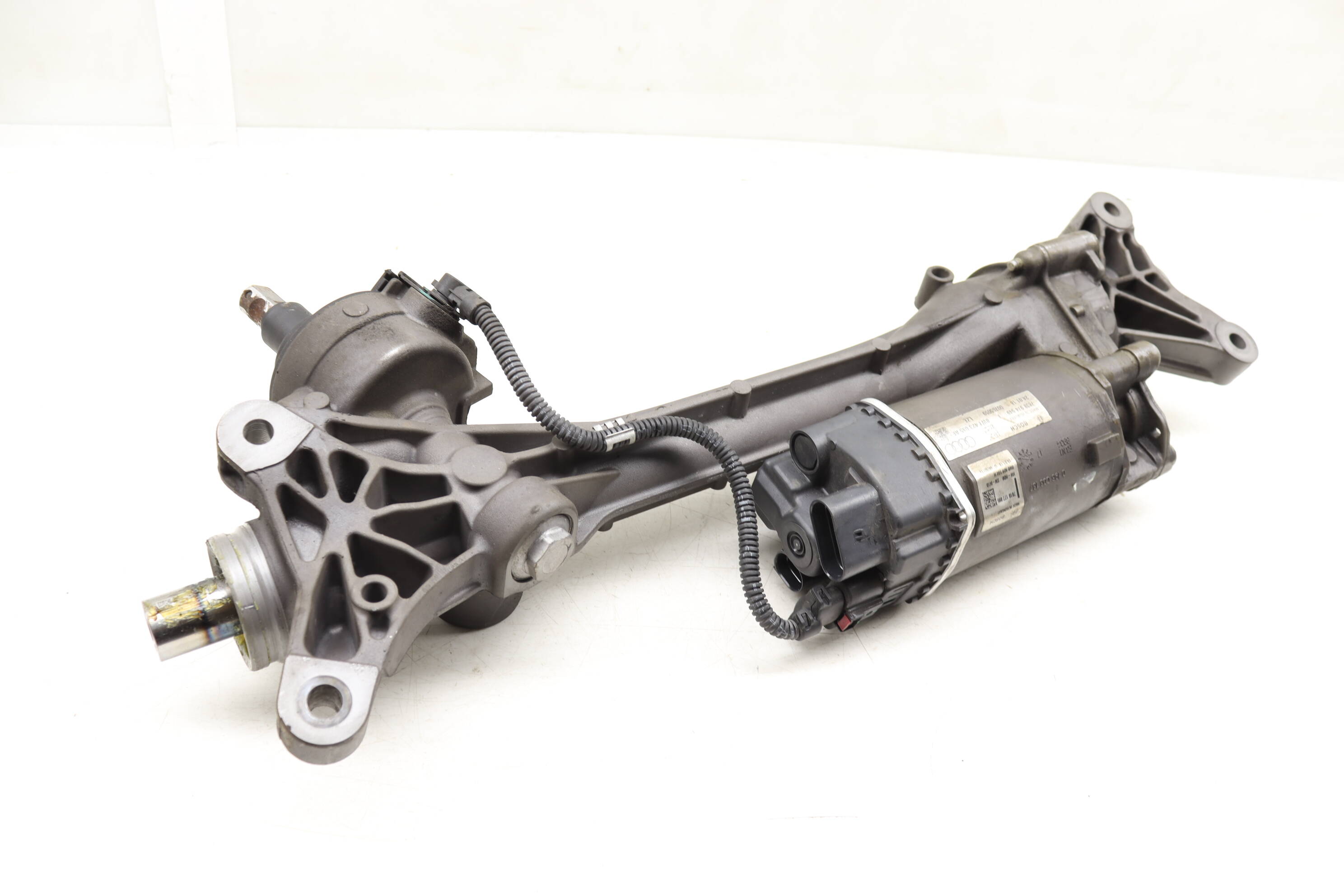 Audi Power Steering Rack / Gear 8W1423055AF