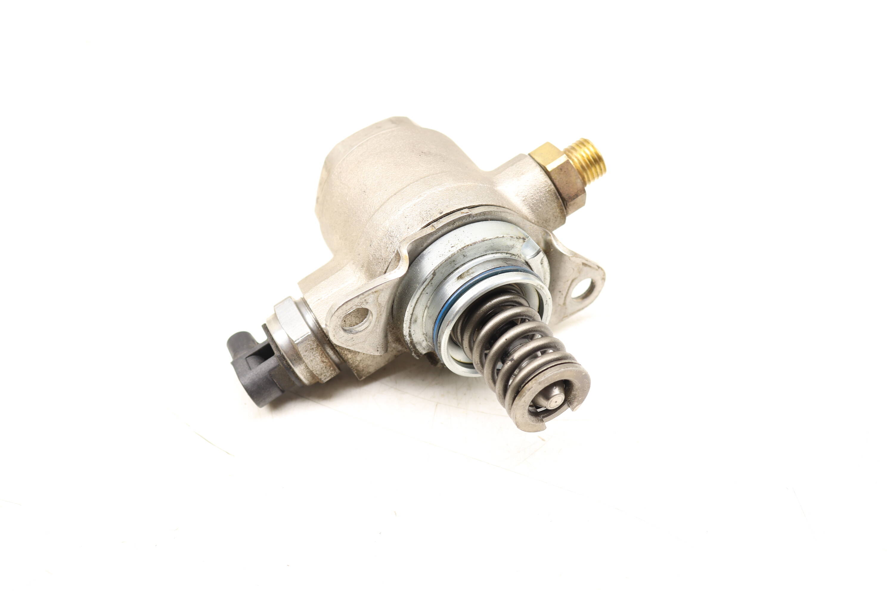 Audi High Pressure Fuel Pump / Hpfp 06J127025L