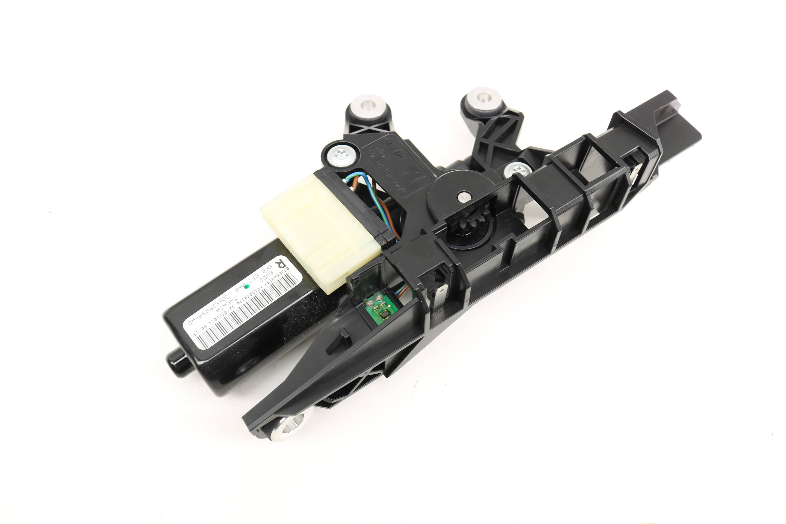 Audi Front Left Seat Belt Retractor 8T0857705