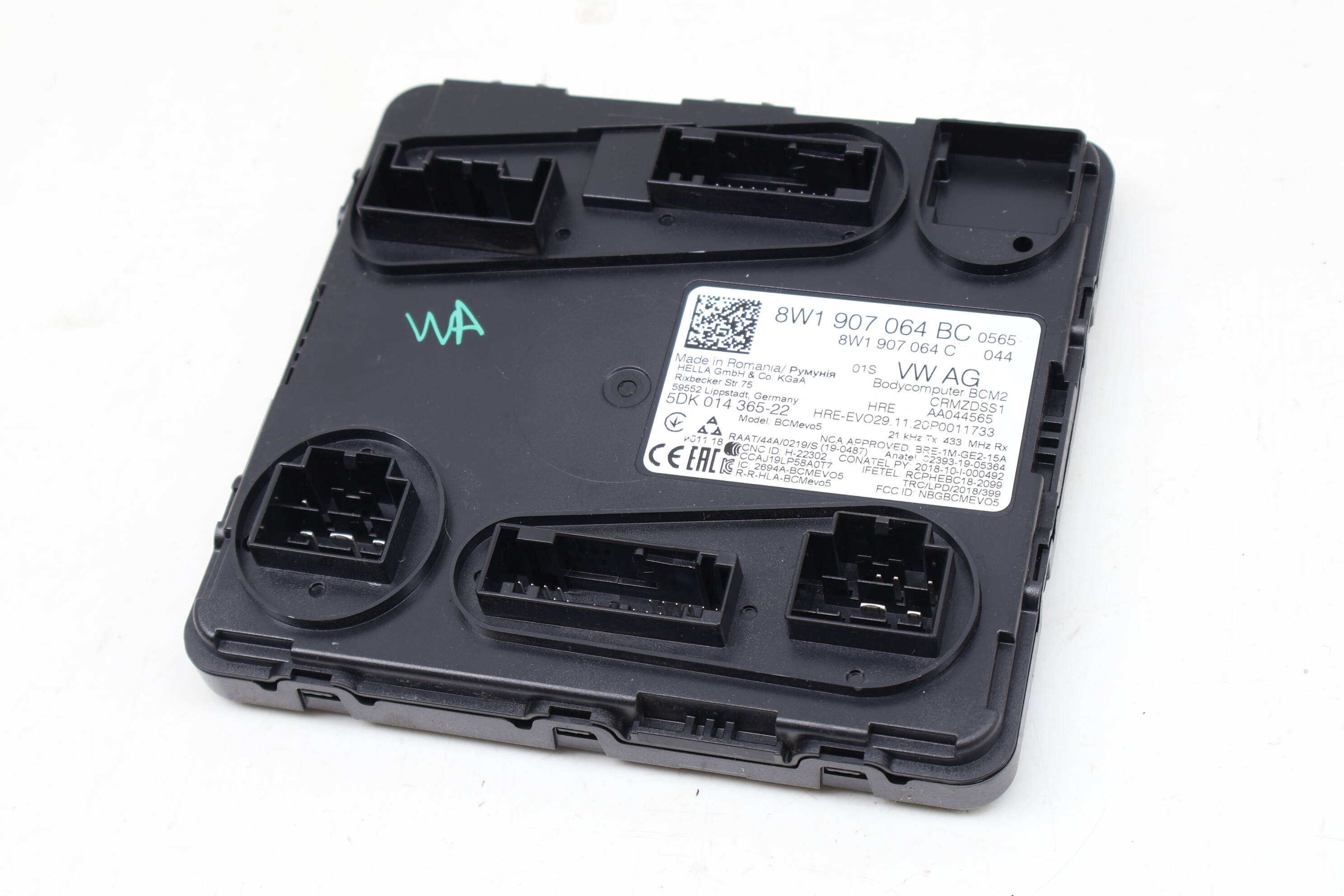 Audi Comfort Control Module / Ccm / Bcm 8W1907064BC