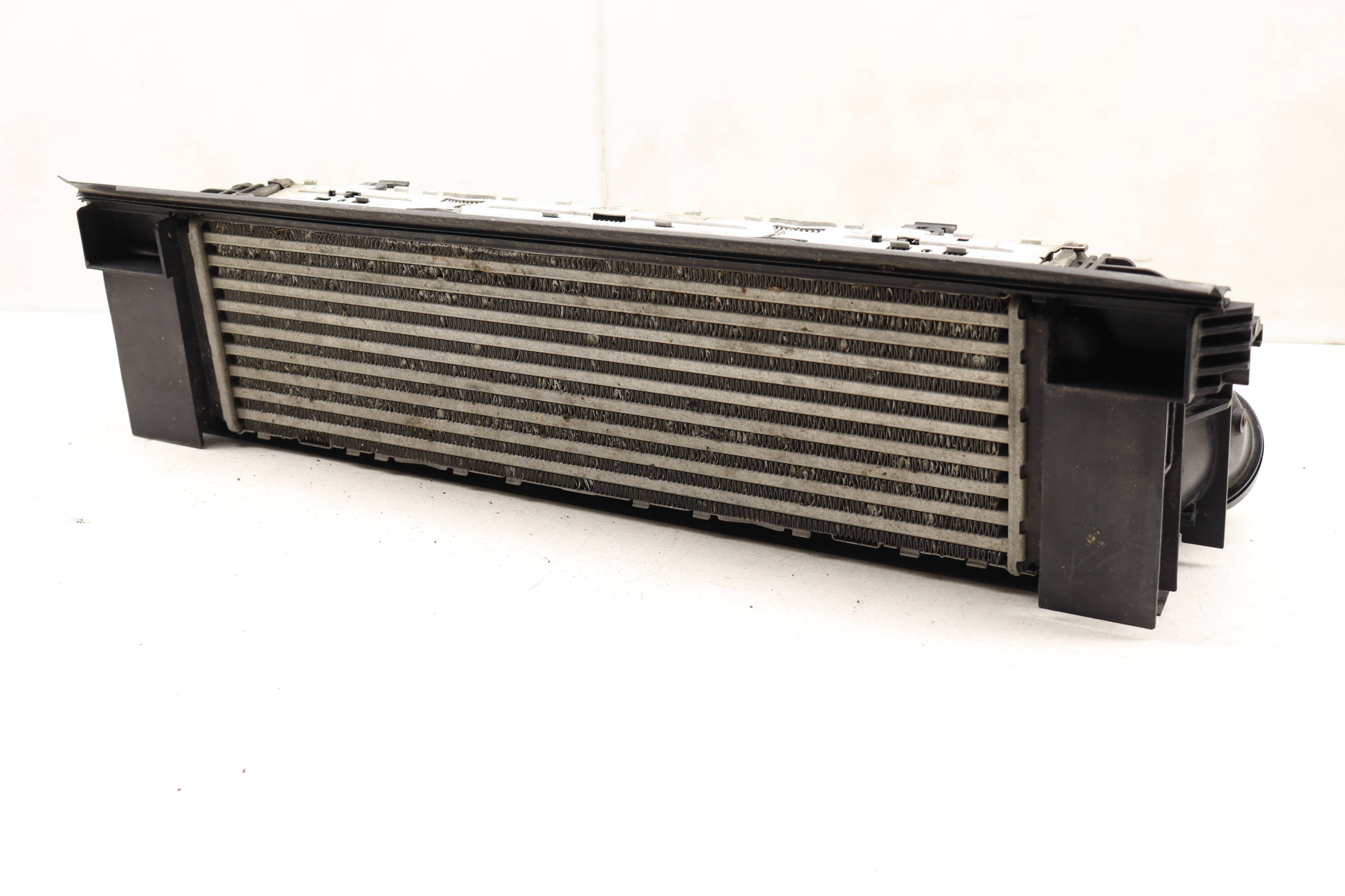BMW Turbo Intercooler (320i, 320i xDrive) 17517600530