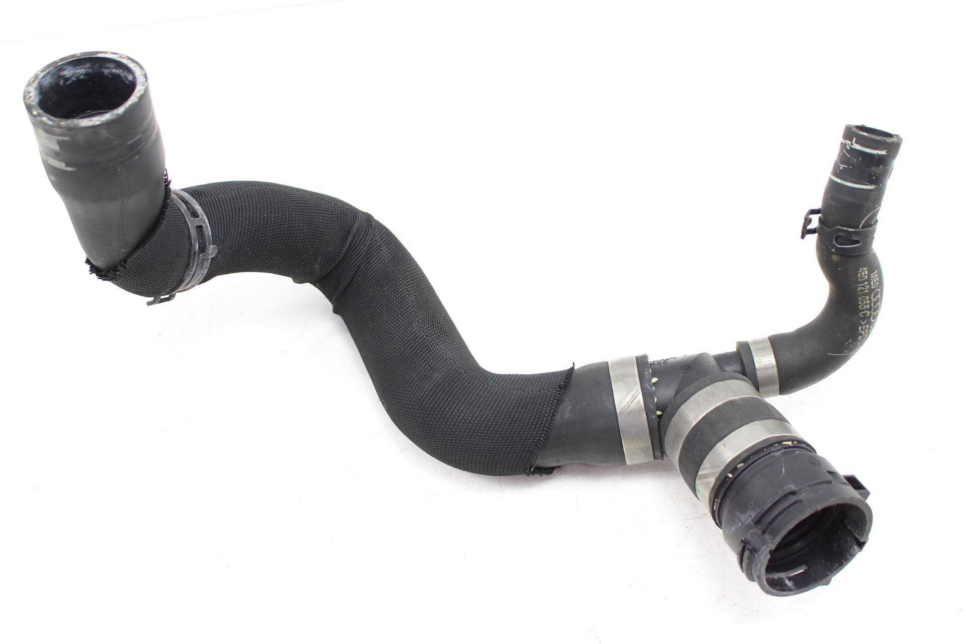 LOWER RADIATOR COOLANT HOSE / LINE - AUDI A8 - 4E0121055C