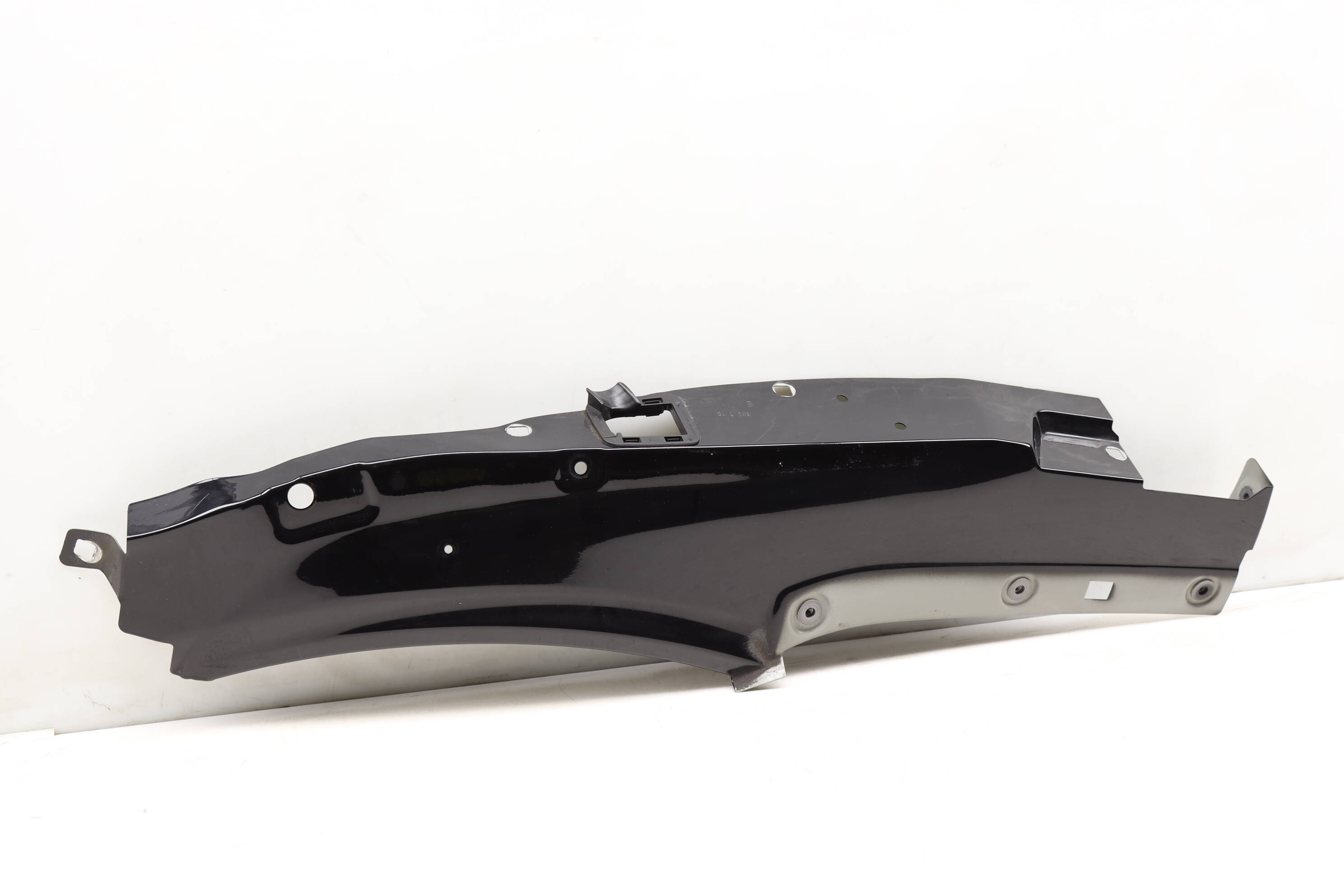 Porsche Left Fender (Upper) (Macan) 95B821103BY